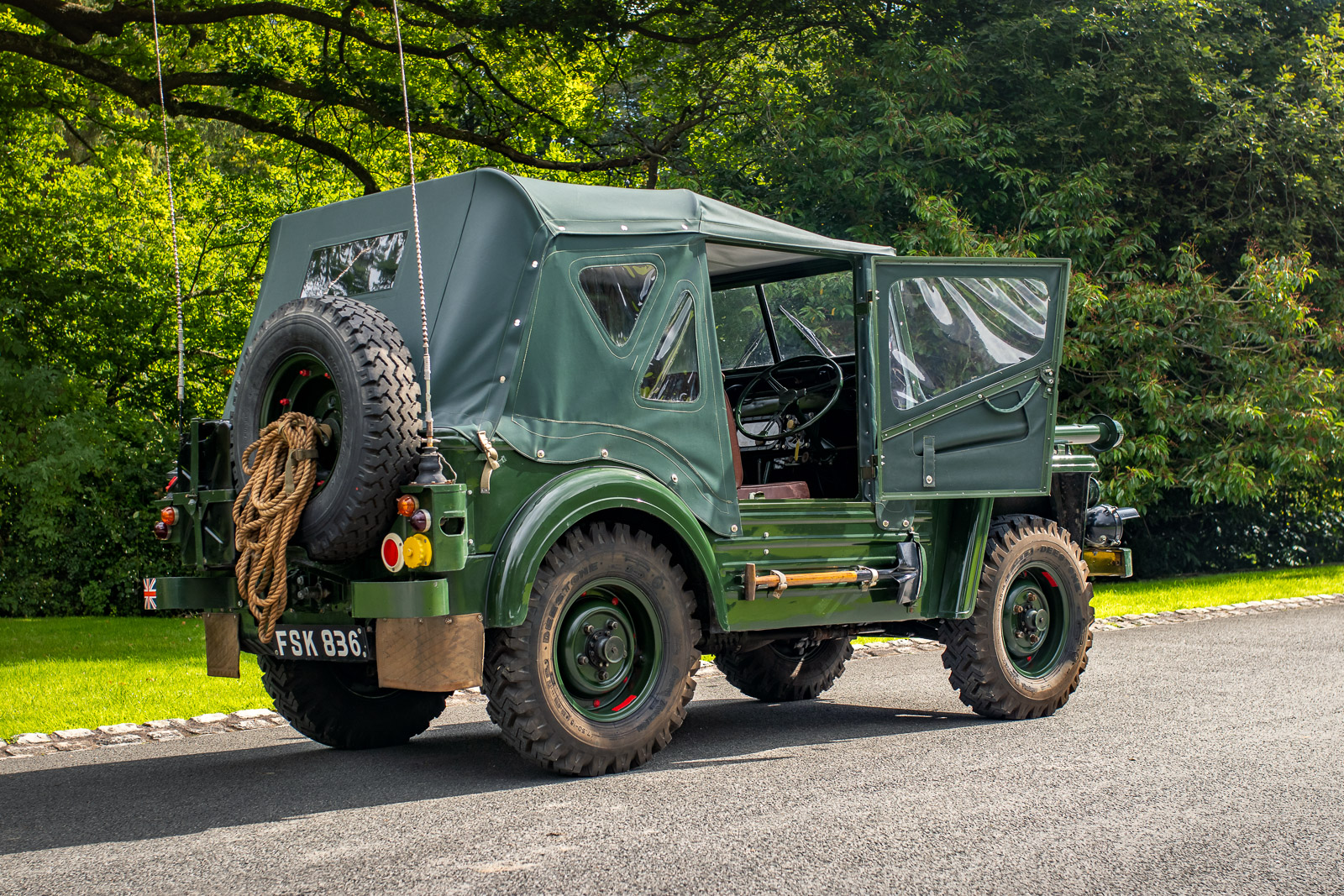 Lot 84 - 1953 Austin Champ