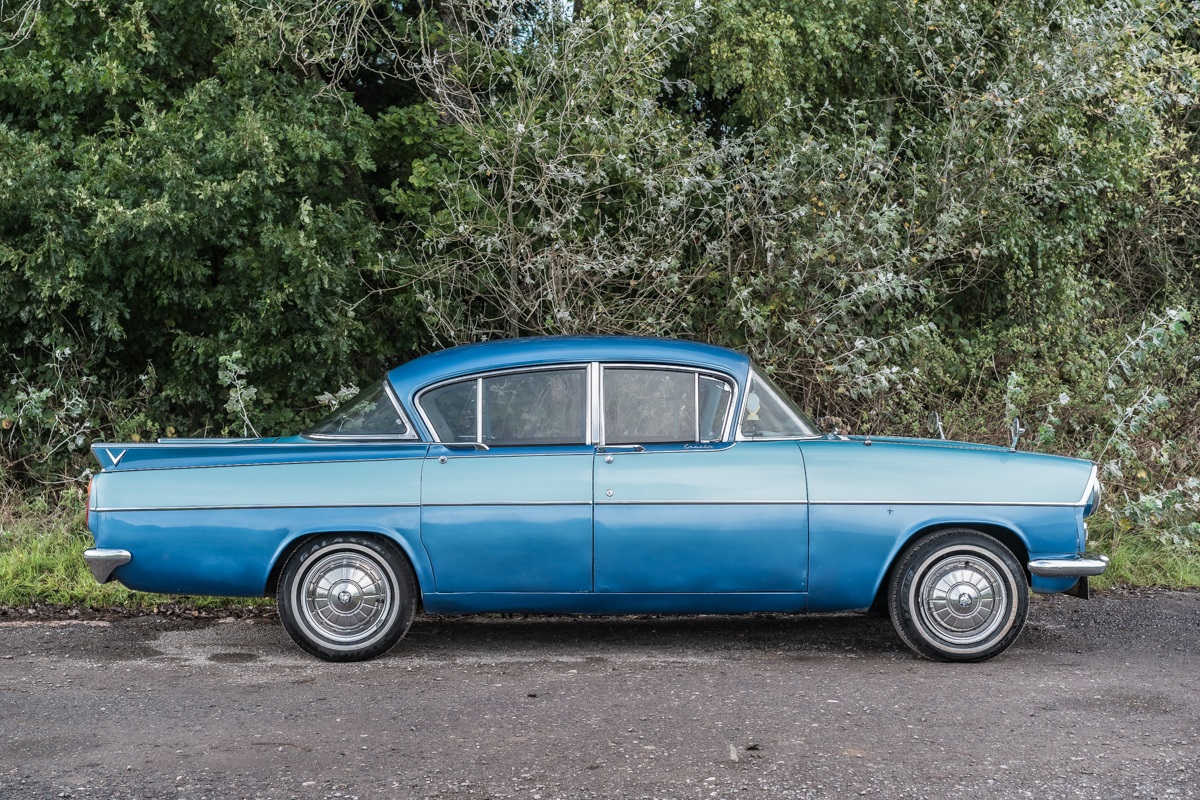 Lot 77 - 1962 Vauxhall Cresta PA Saloon