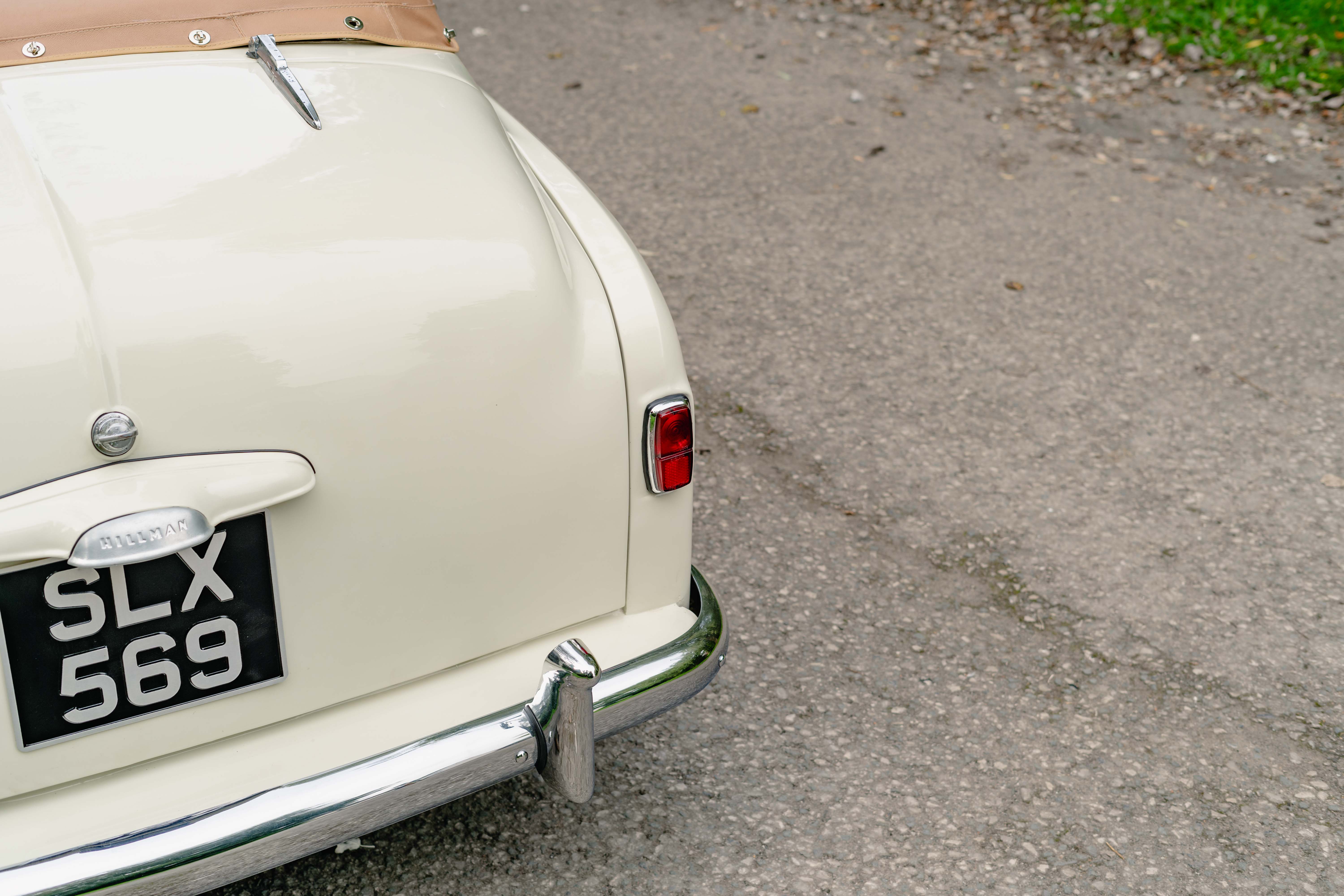Lot 66 - 1956 Hillman Minx MK8 Convertible