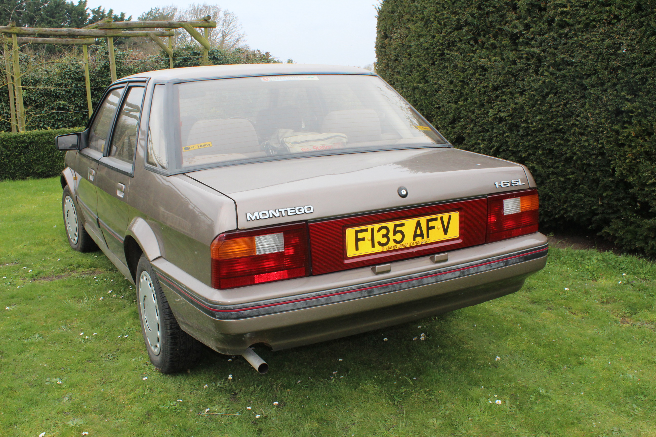 Lot 29 - 1989 Rover Montego 1.6 SL