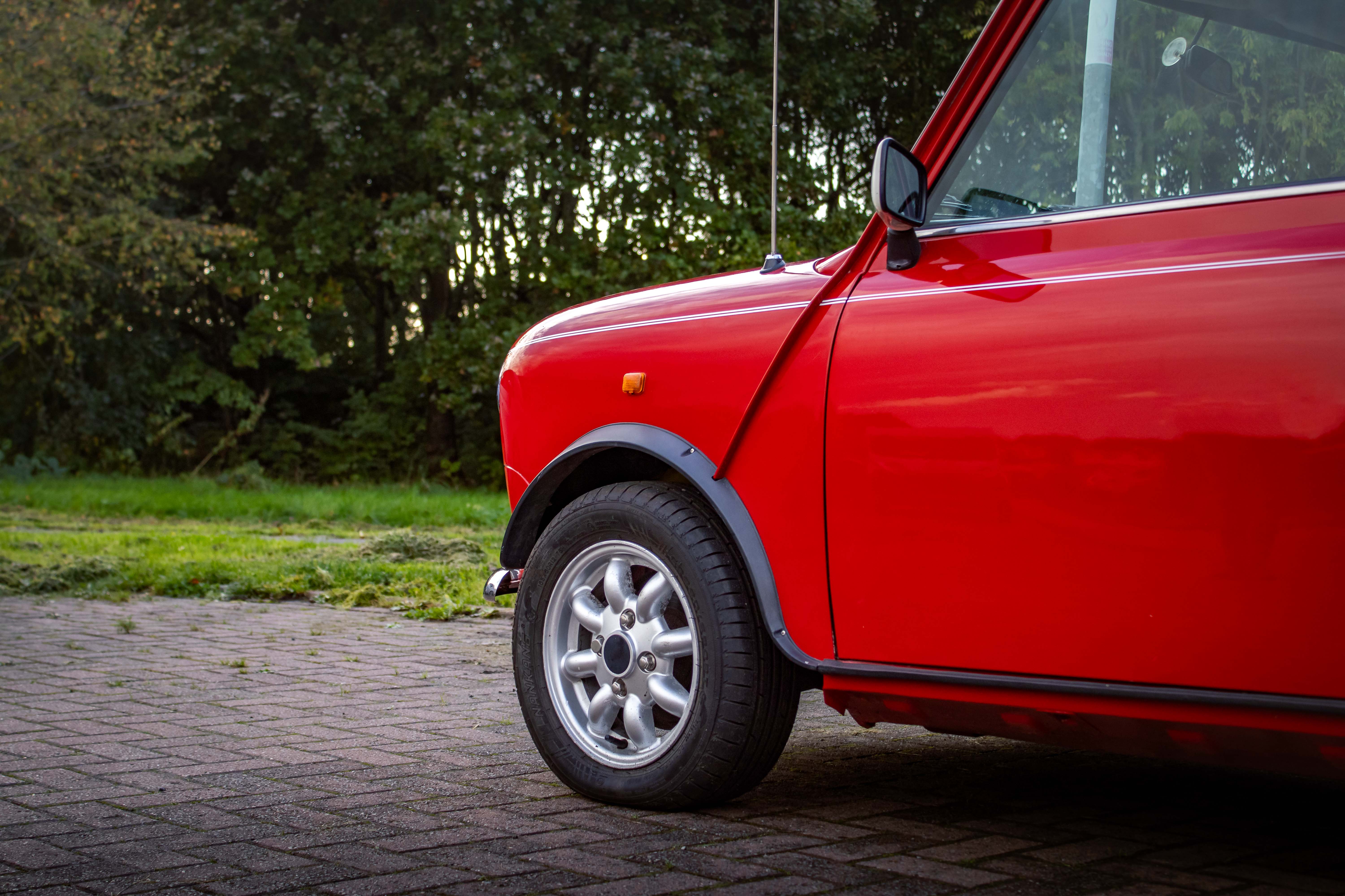 Lot 63 - 1993 Rover Mini Cooper SPI