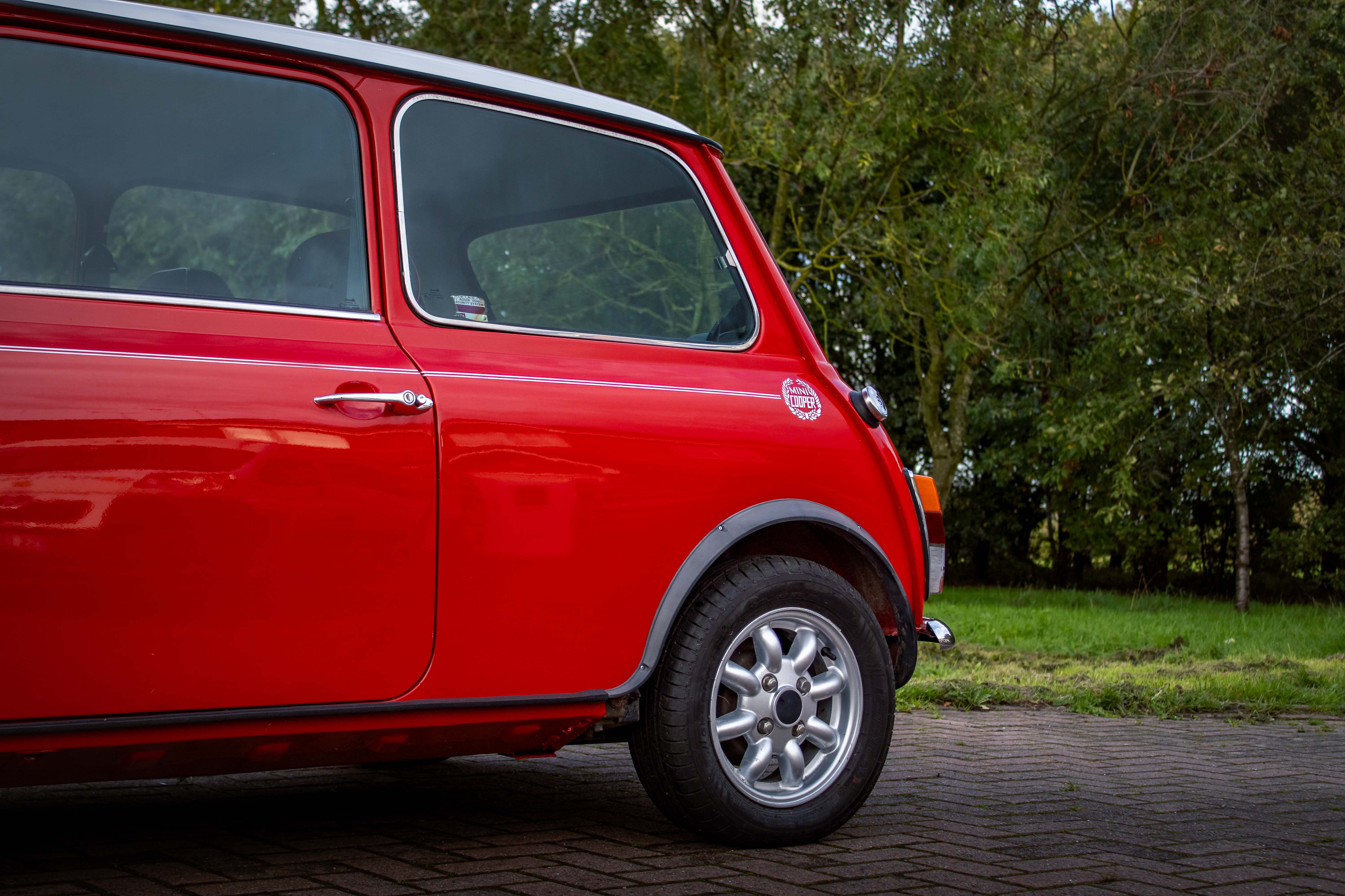 Lot 63 - 1993 Rover Mini Cooper SPI