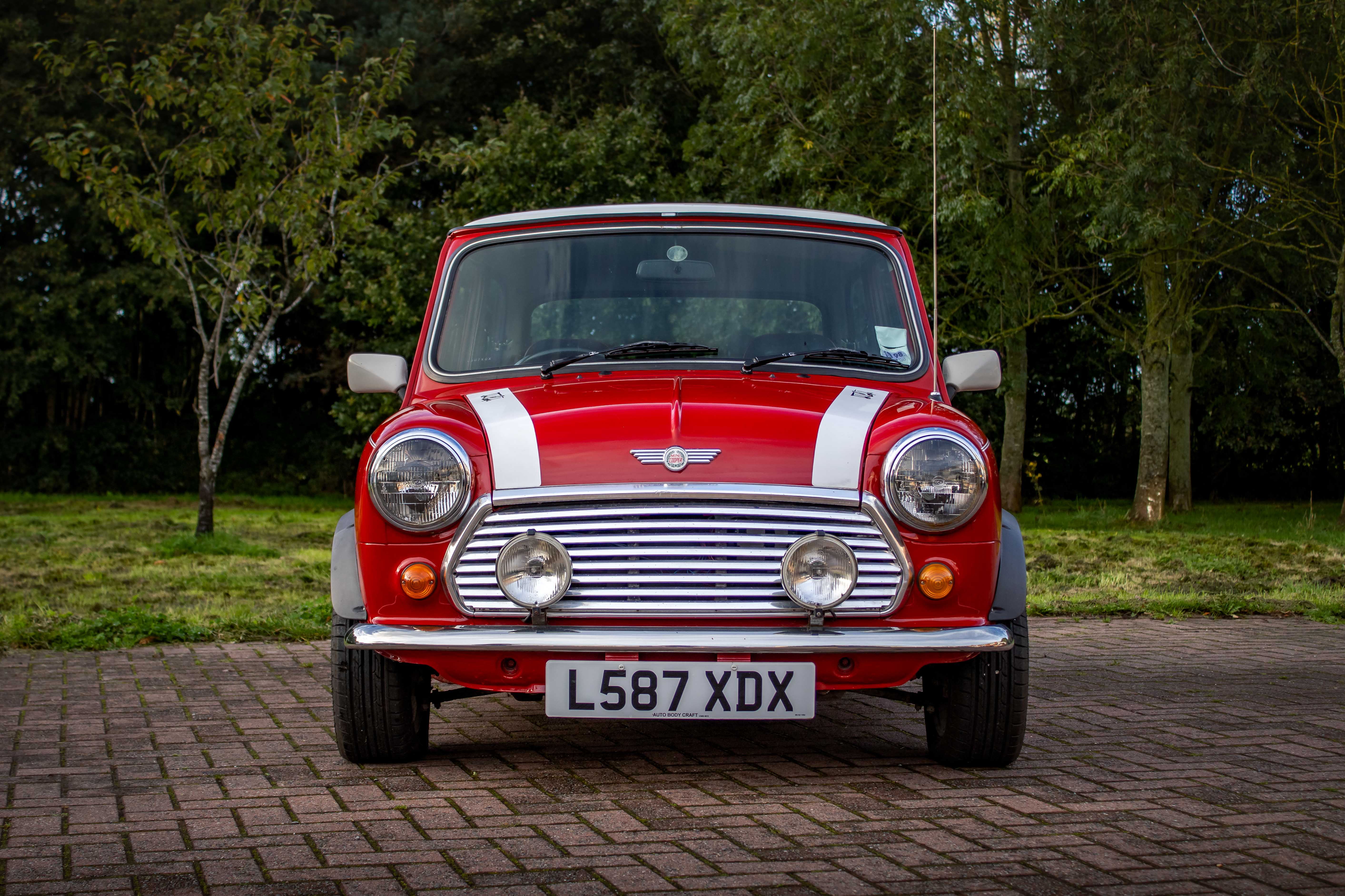 Lot 63 - 1993 Rover Mini Cooper SPI