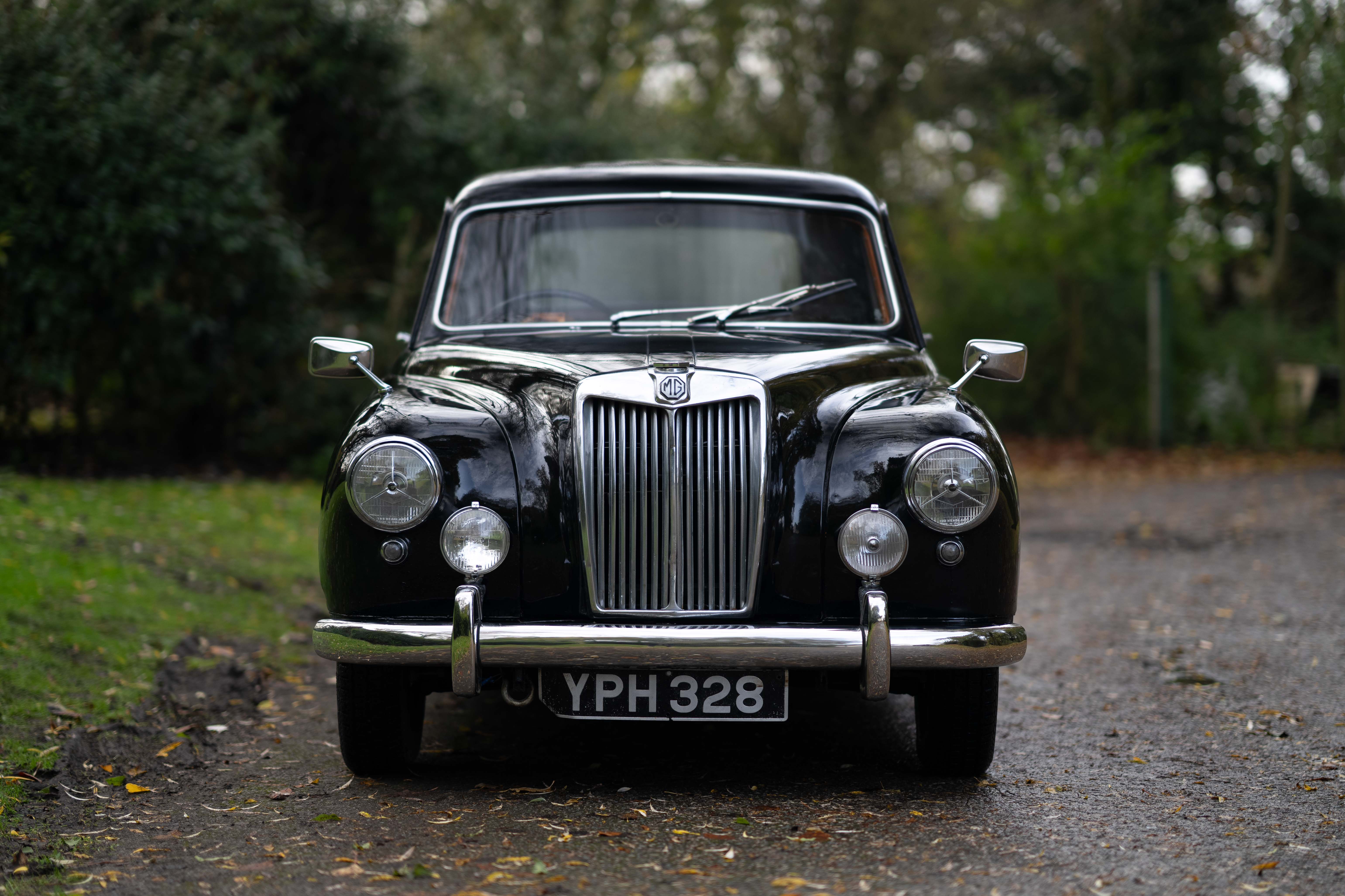 Lot 52 - 1955 MG Magnette ZA