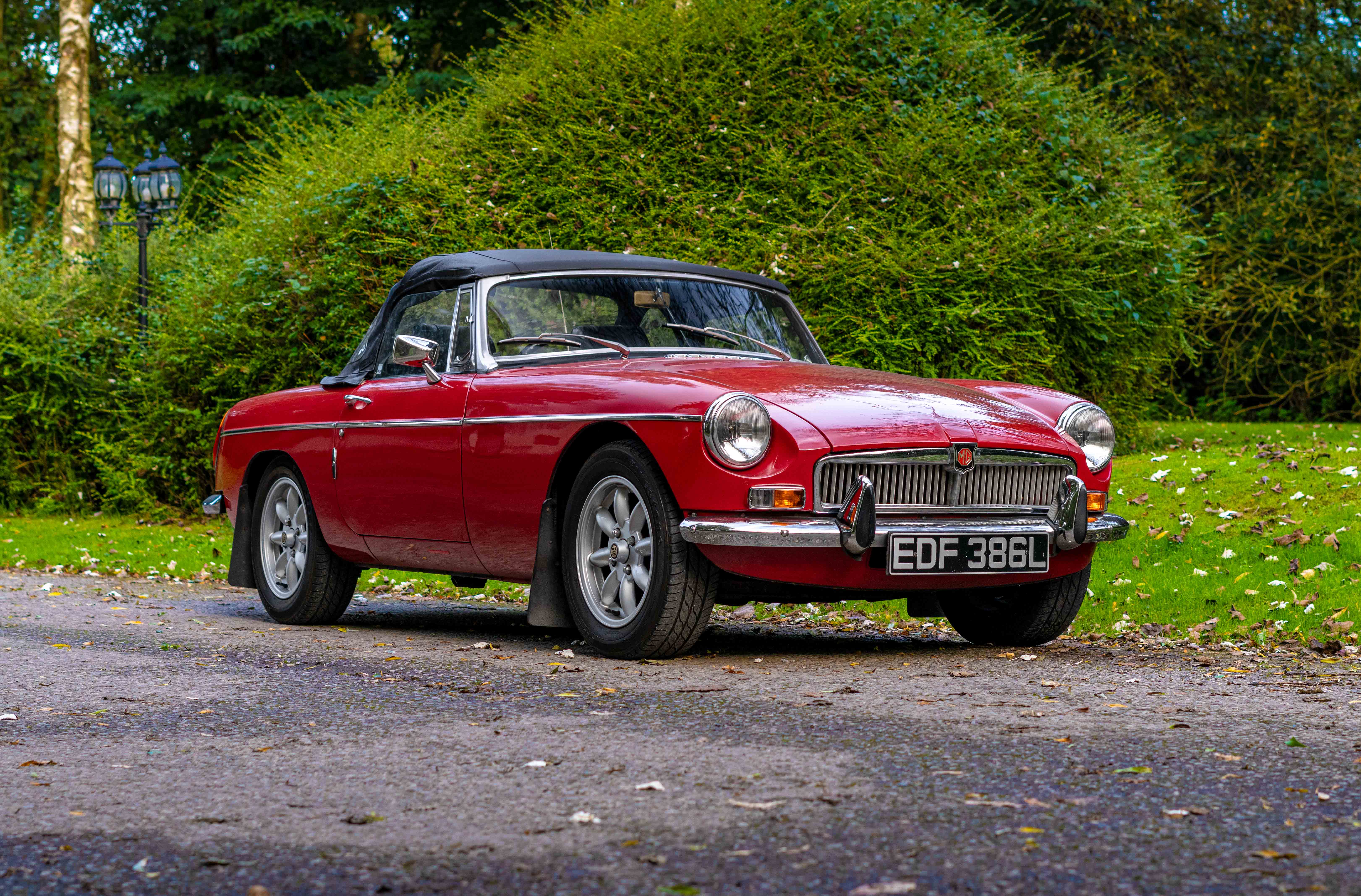 Lot 58 - 1972 MG B Roadster