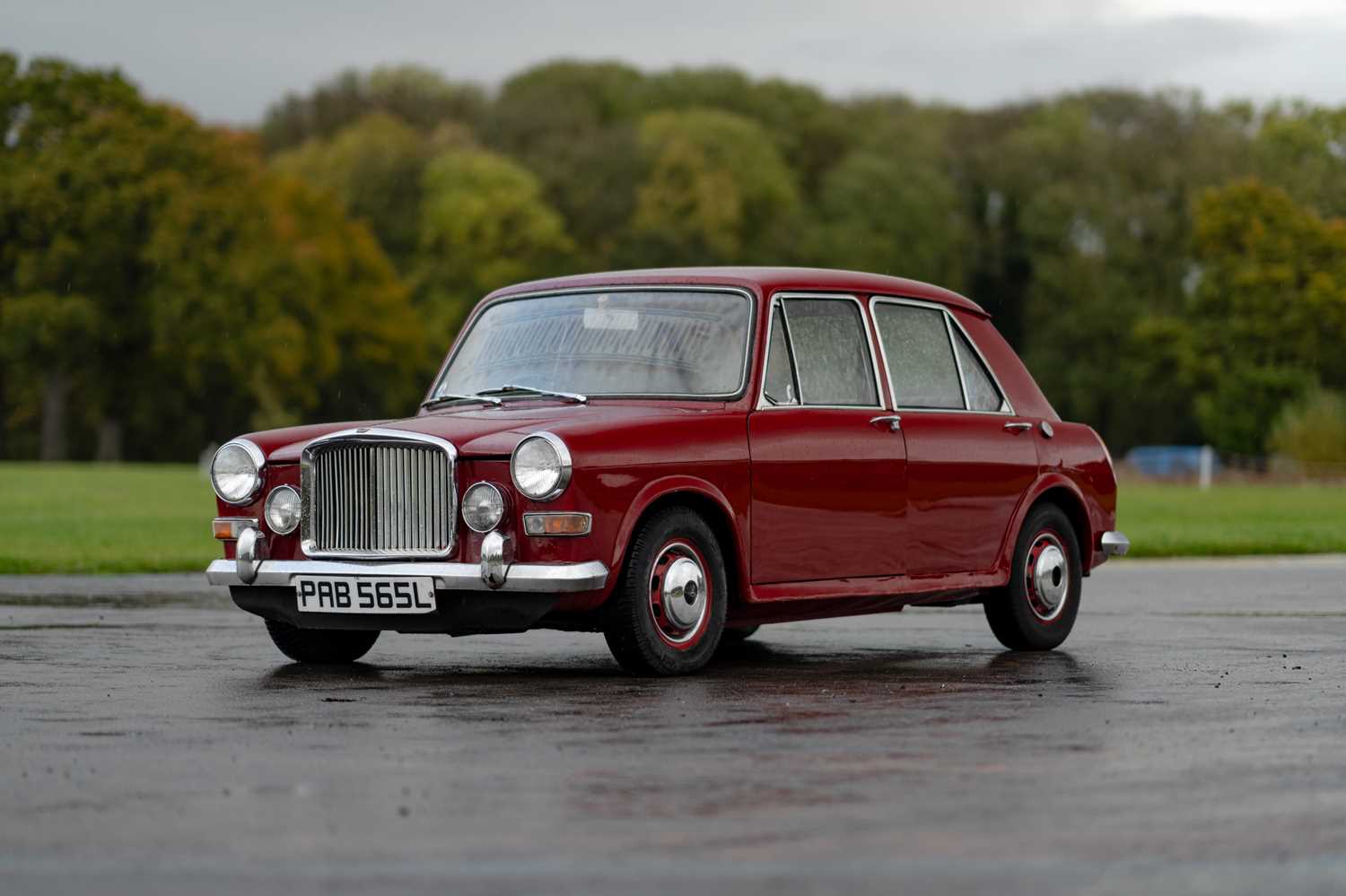 Lot 59 - 1972 Vanden Plas Princess 1300
