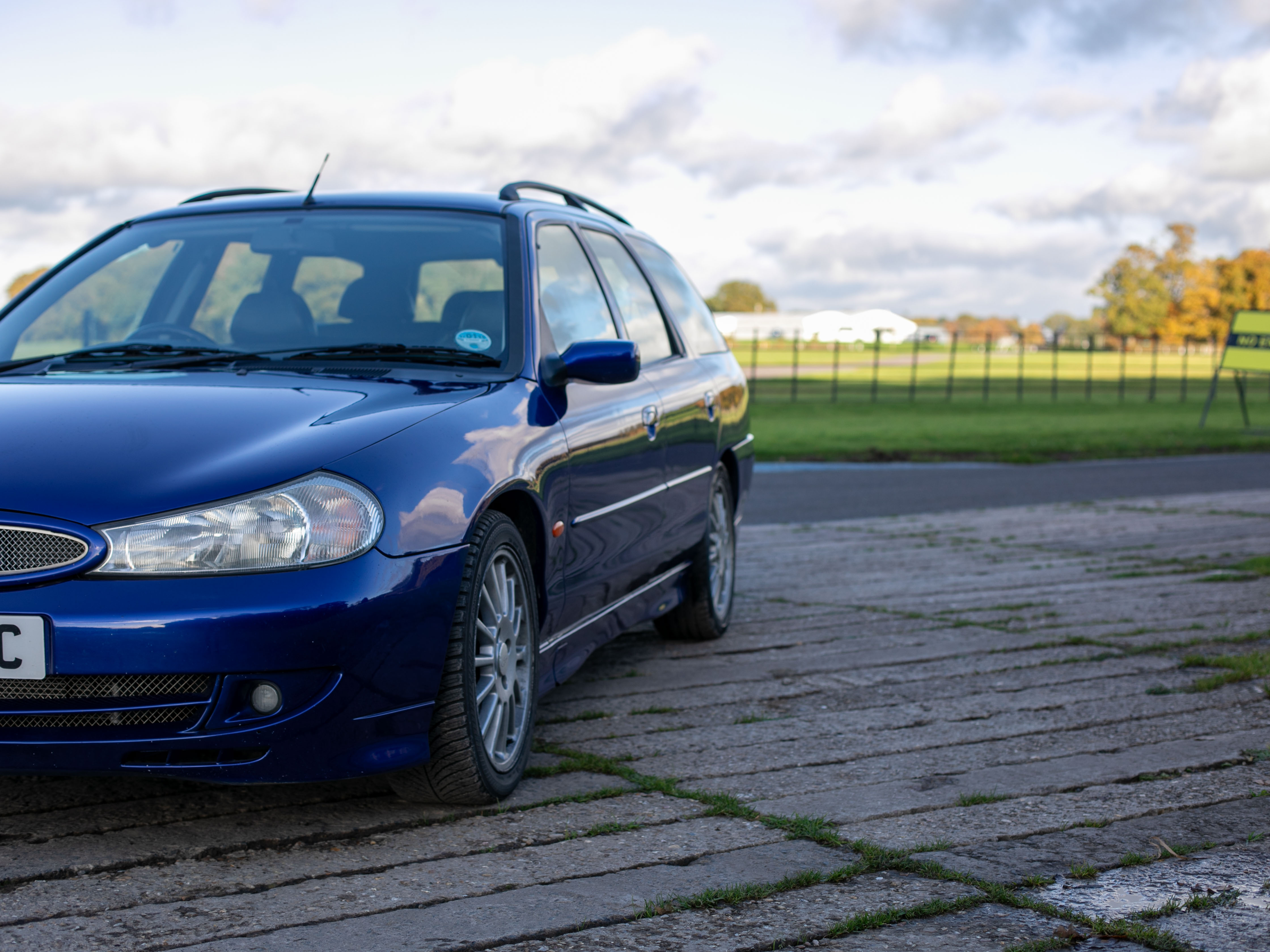 Lot 30 - 1999 Ford Mondeo ST200 Estate
