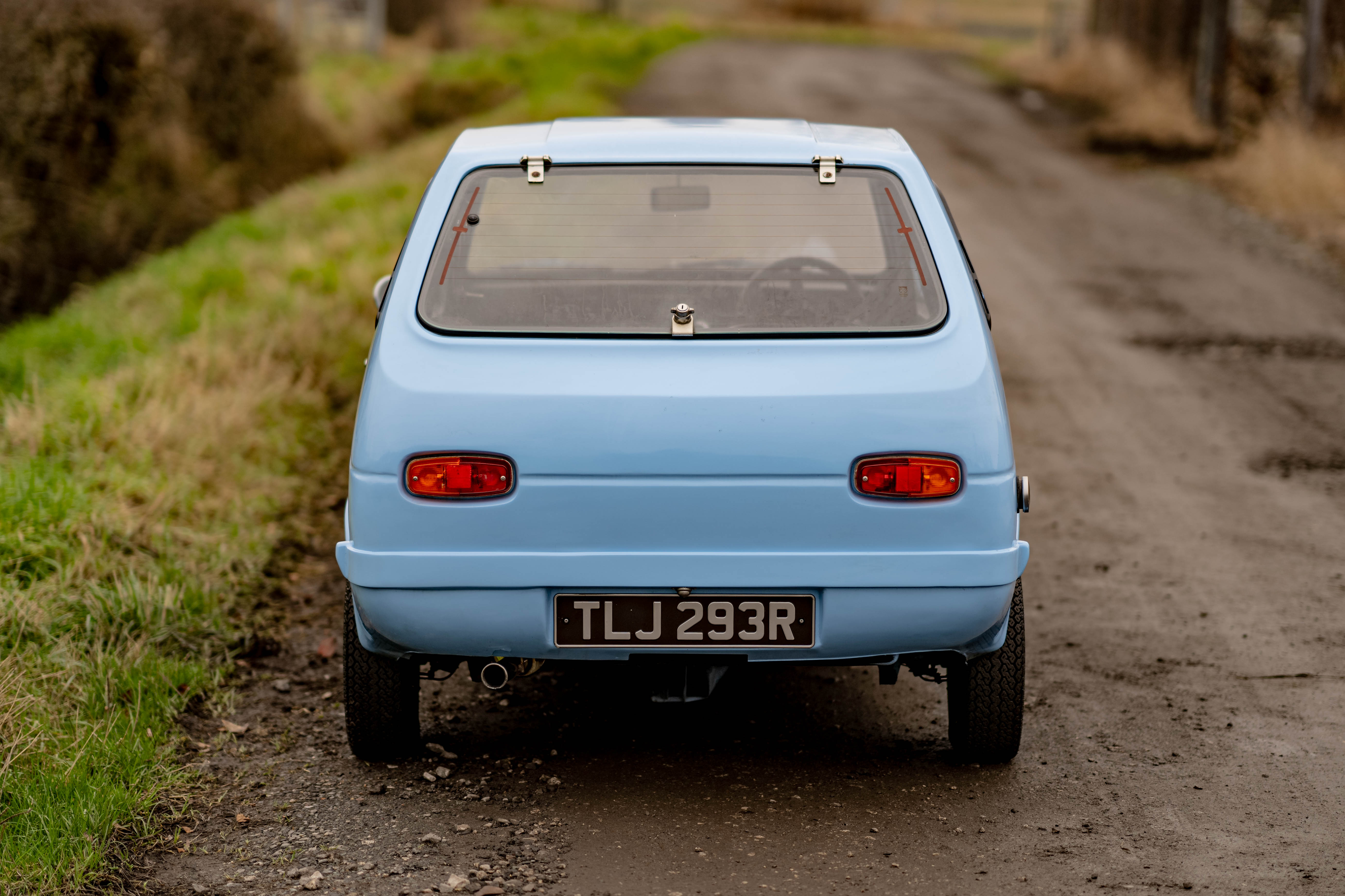 Lot 76 - 1976 Reliant Kitten DL