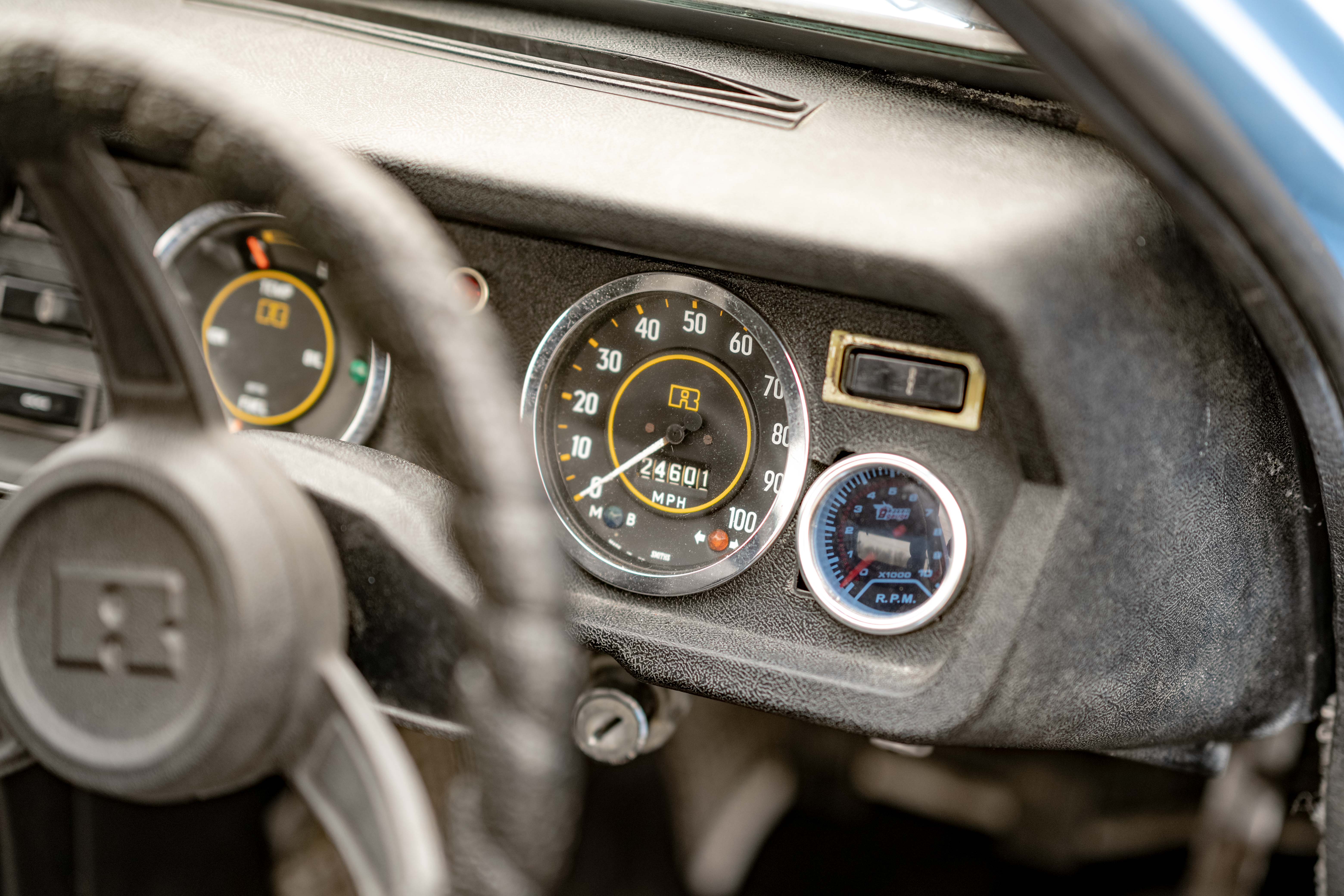 Lot 76 - 1976 Reliant Kitten DL