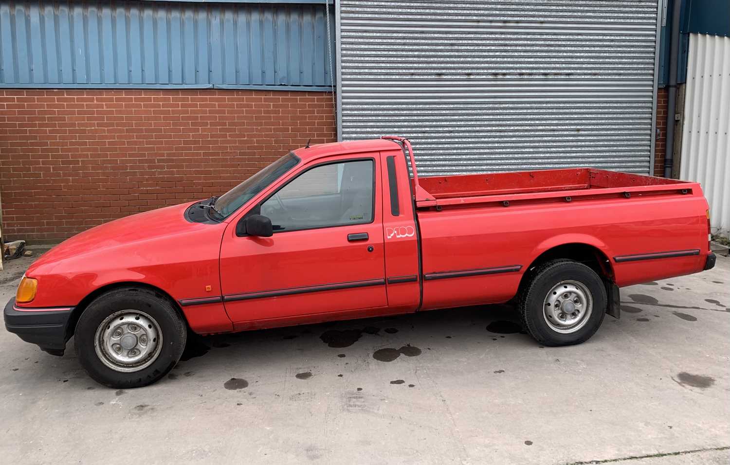 Lot 61 - 1992 Ford P100 Pickup