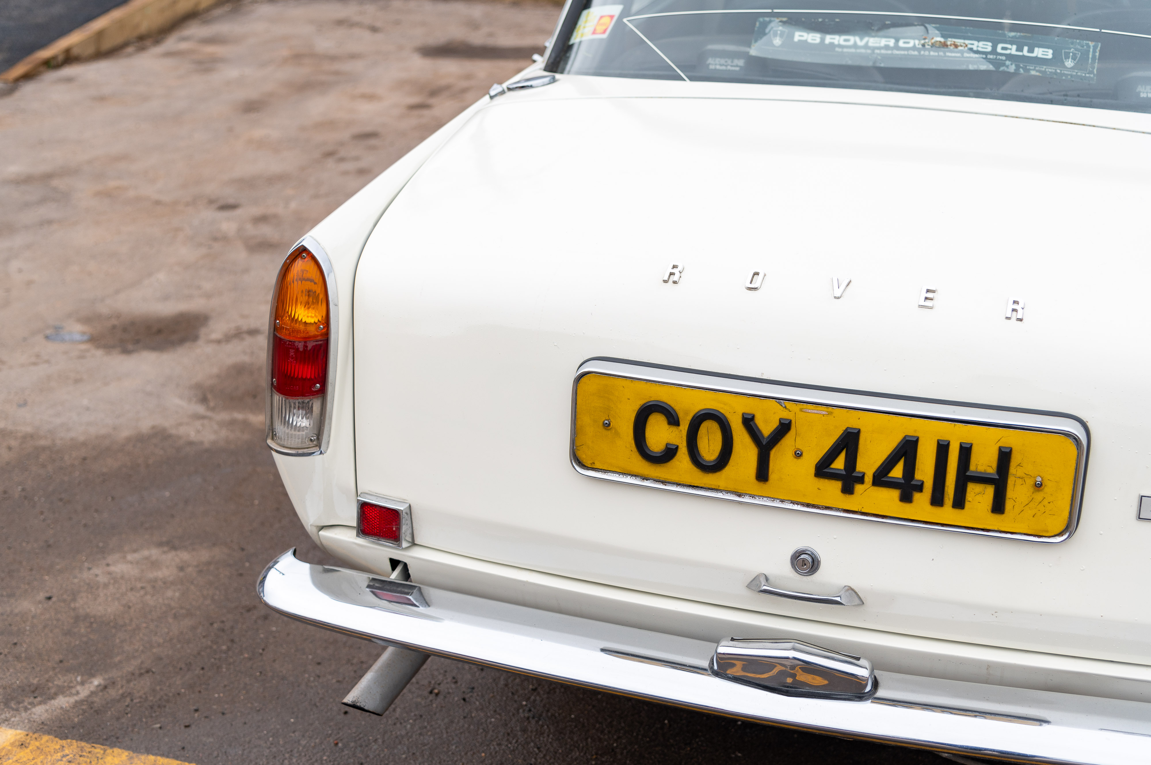Lot 19 - 1969 Rover P6 3500