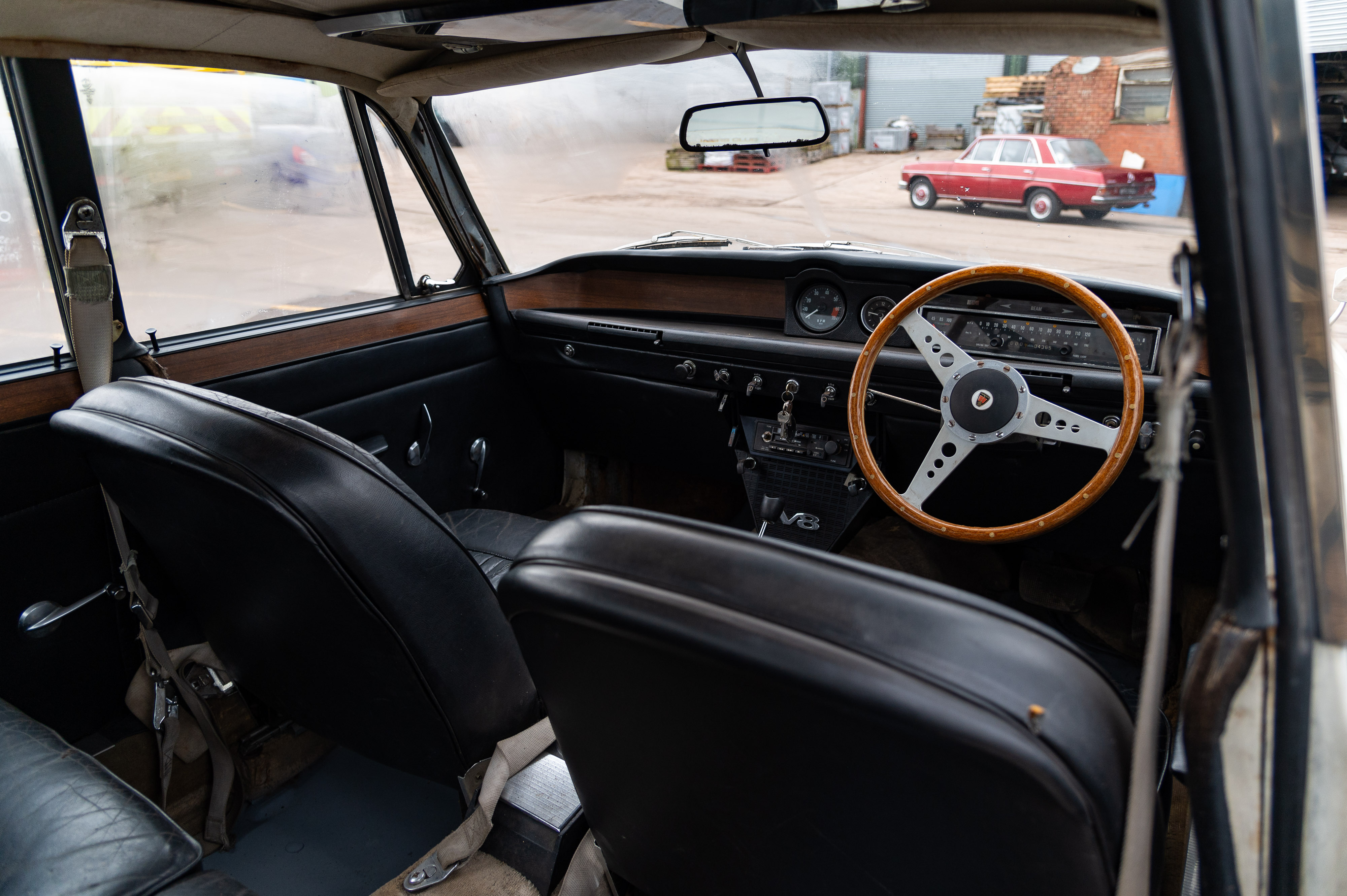Lot 19 - 1969 Rover P6 3500