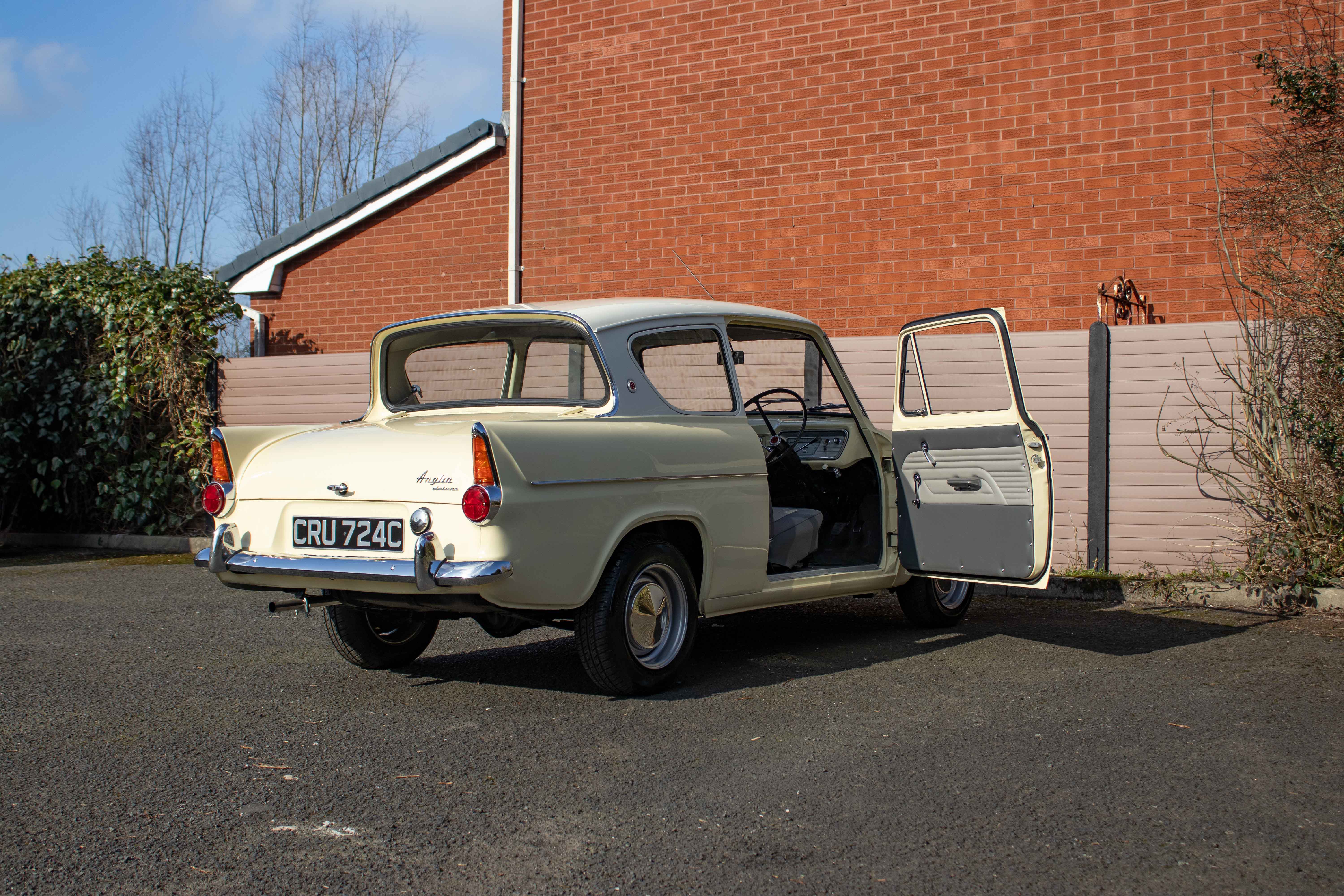 Lot 53 - 1965 Ford Anglia 105E
