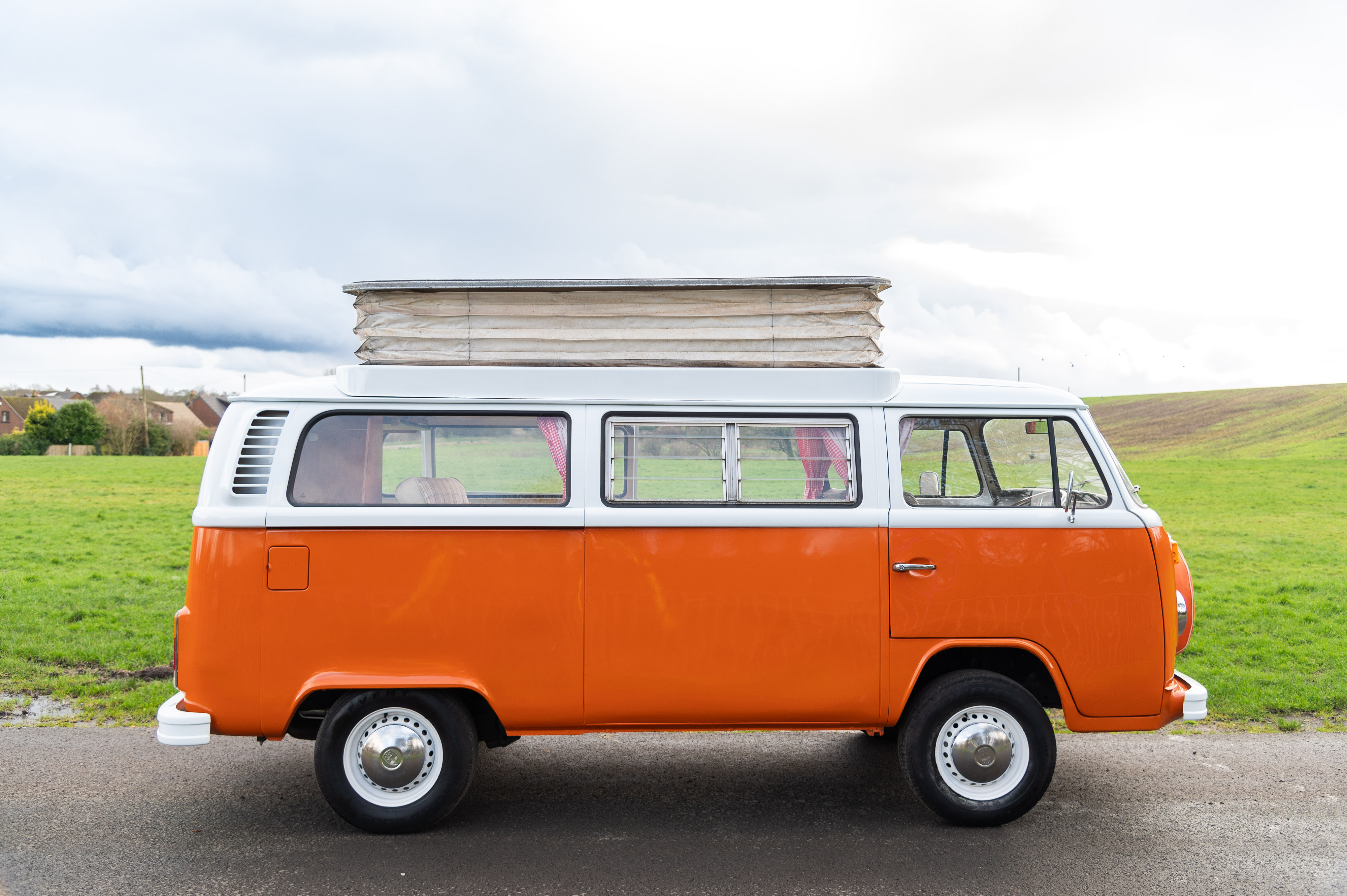 Lot 111 - 1973 VW Camper T2 Devon