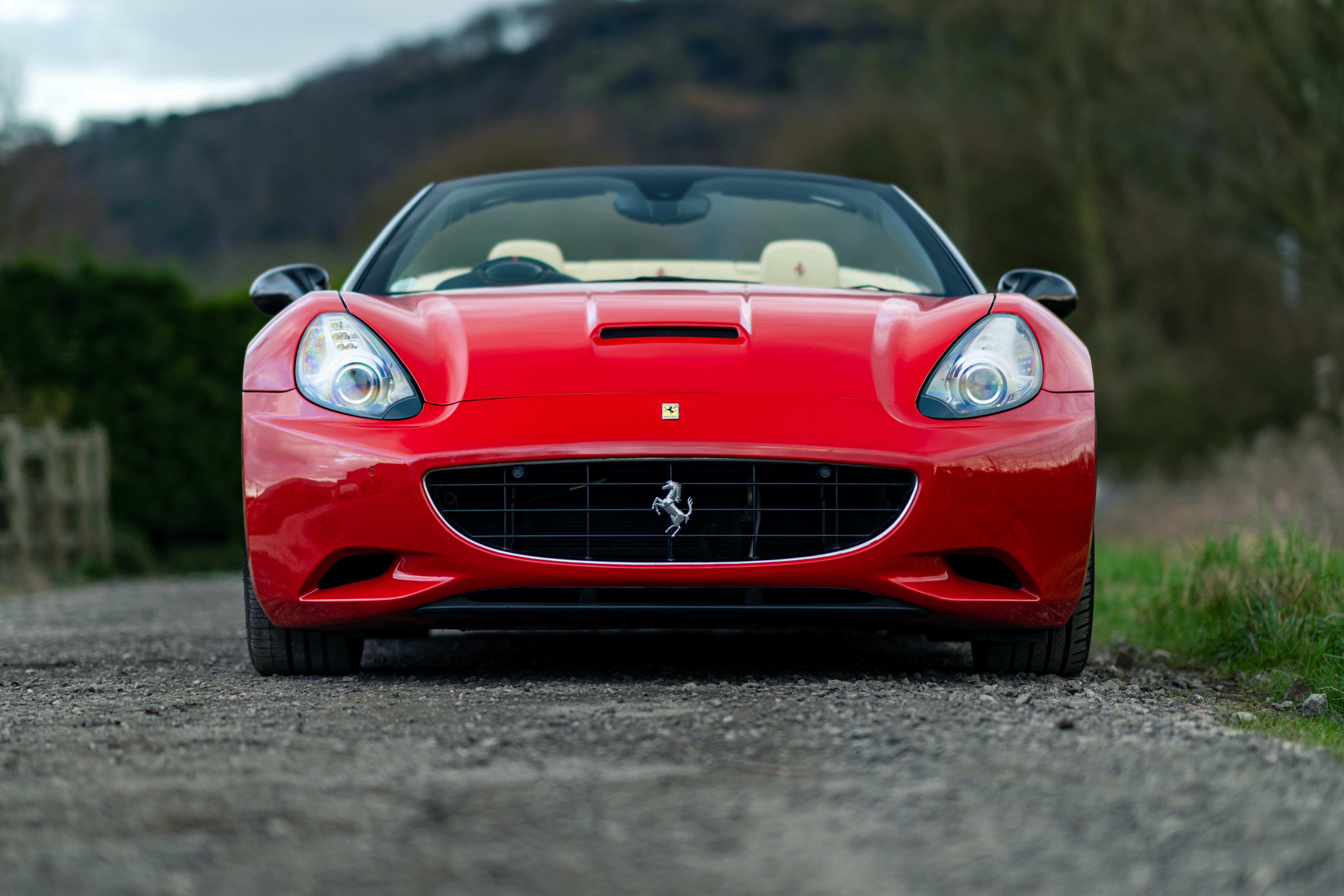 Lot 83 - 2013 Ferrari California 30