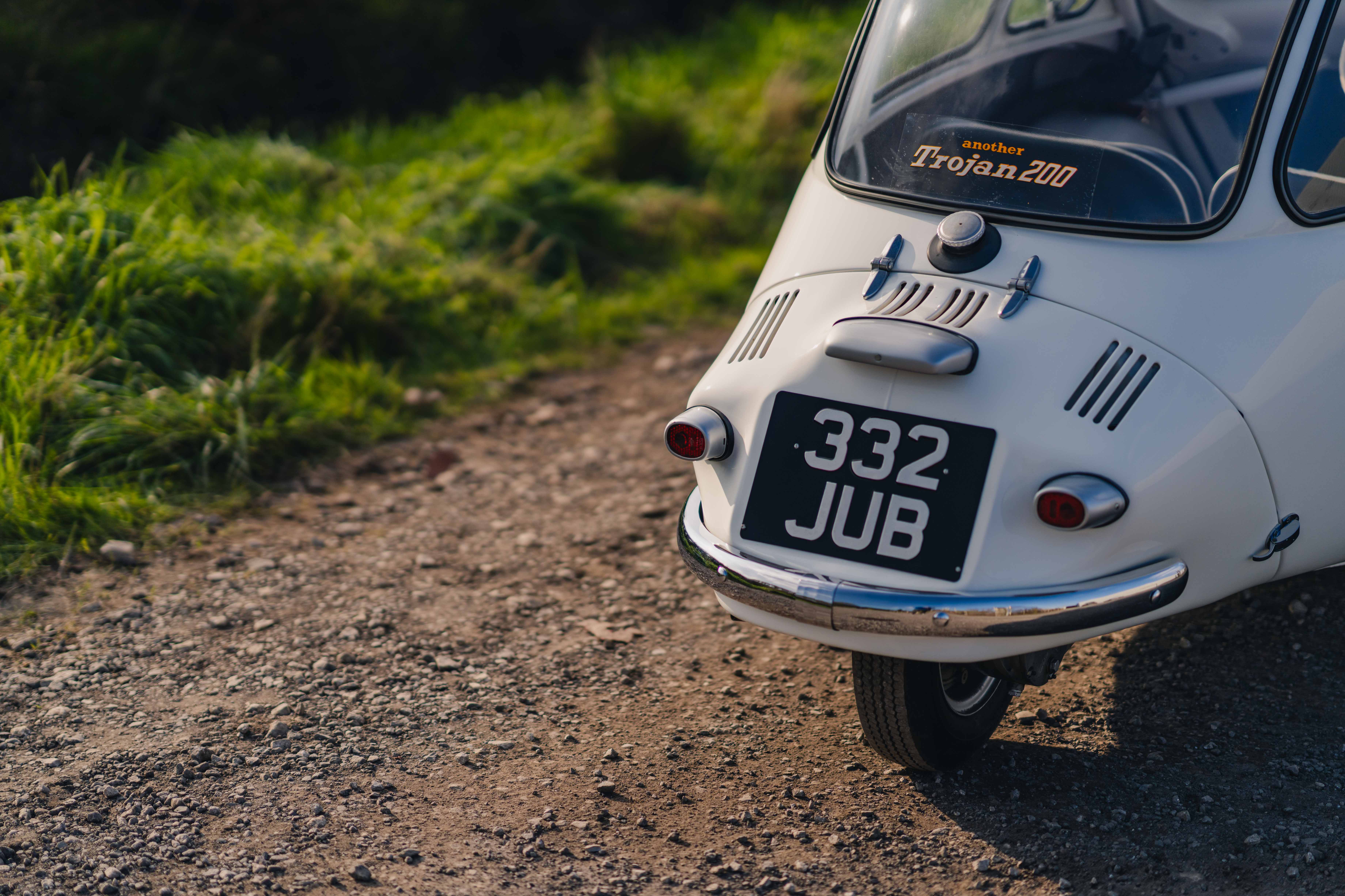Lot 108 - 1964 Trojan 200