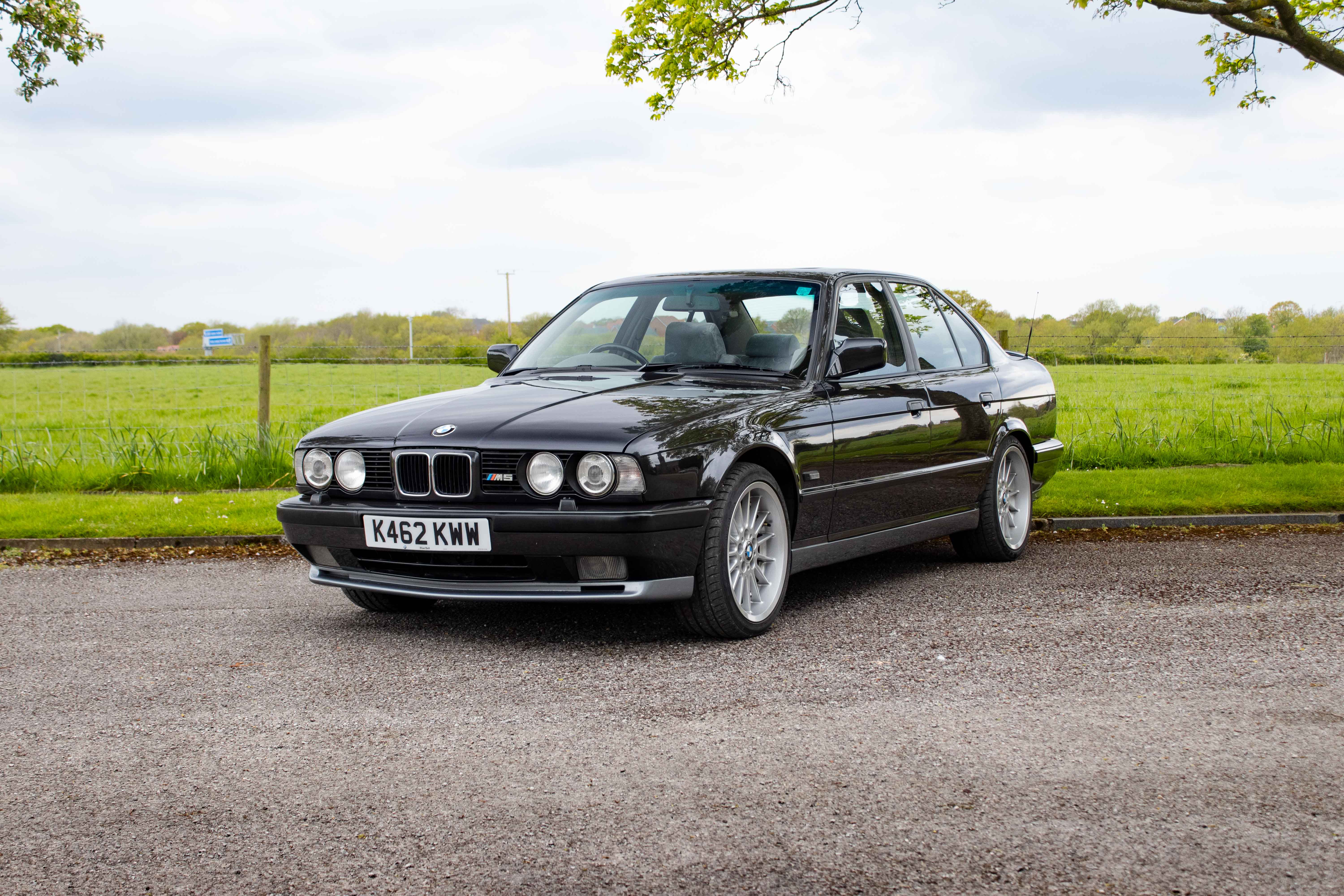 Lot 43 - 1992 BMW M5