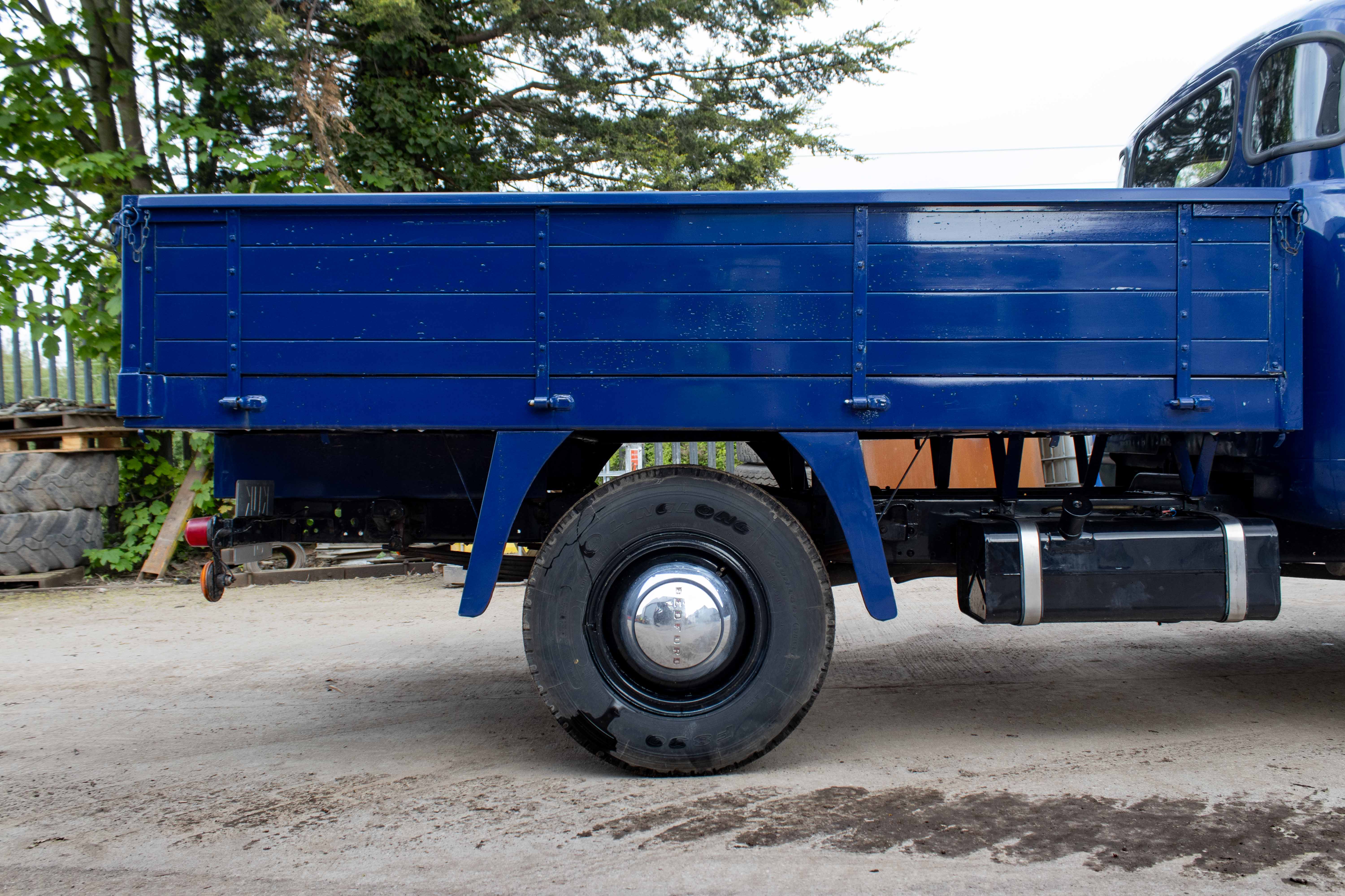 Lot 91 - 1975 Bedford J Type Pick-up