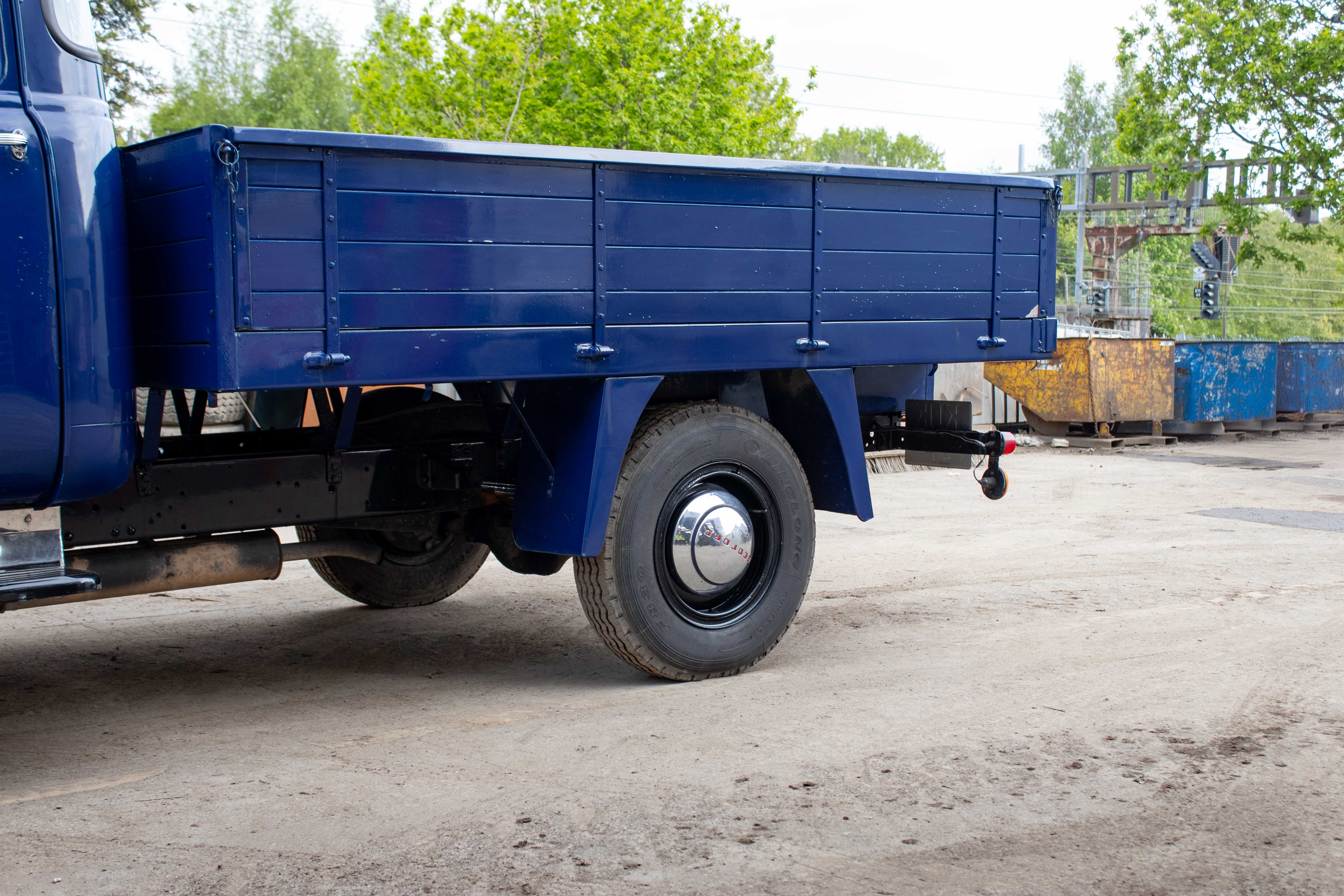 Lot 91 - 1975 Bedford J Type Pick-up