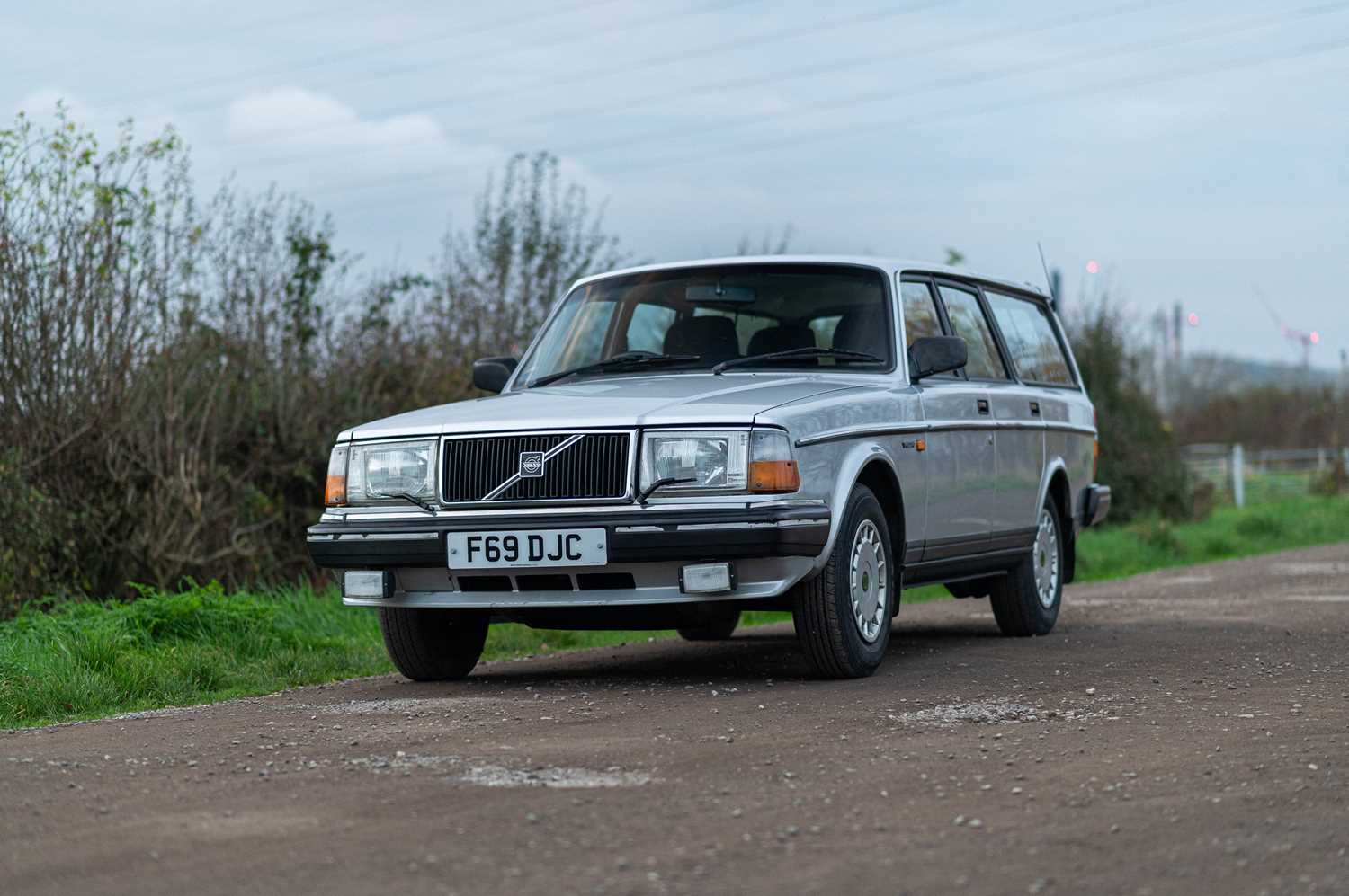 Lot 31 - 1989 Volvo 240GL Estate