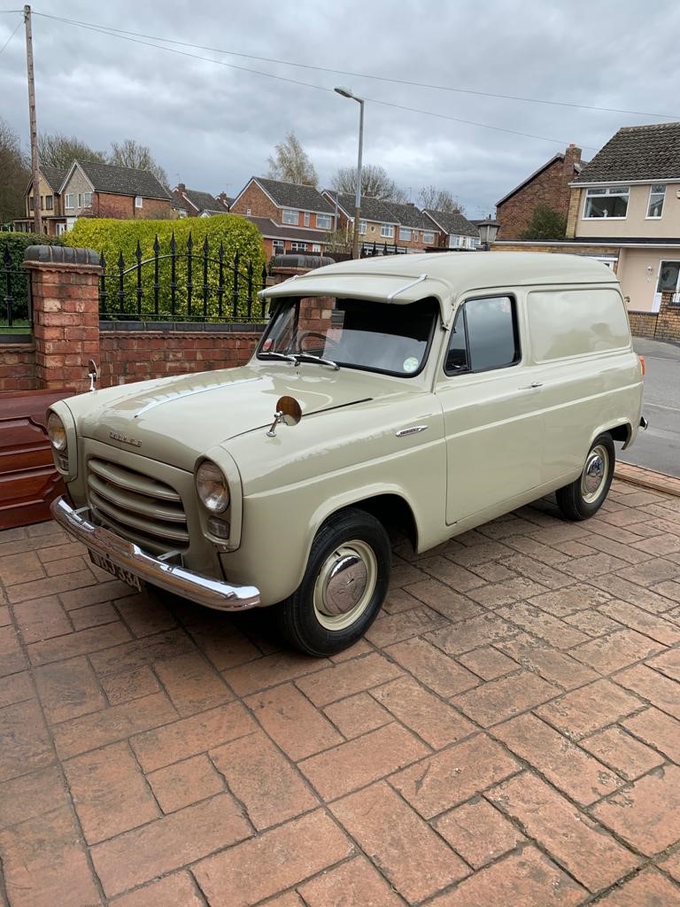 Lot 63 - 1956 Ford Thames 300E