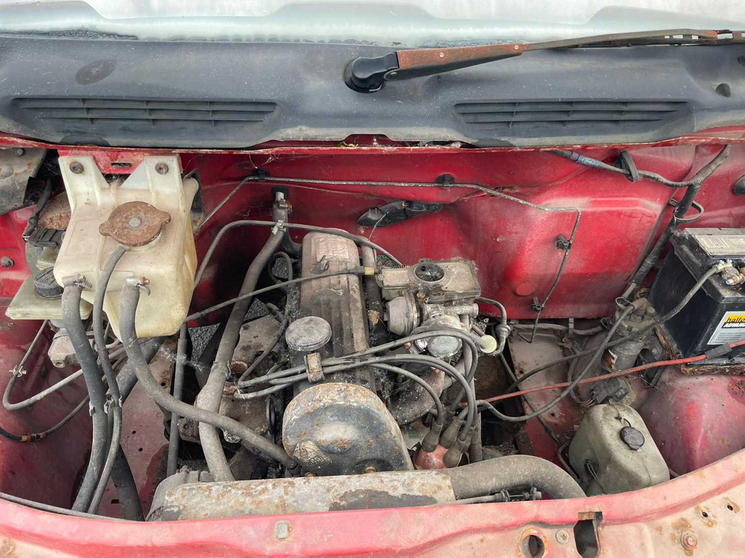 Lot 74 - 1990 Ford Transit 120 Panel Van