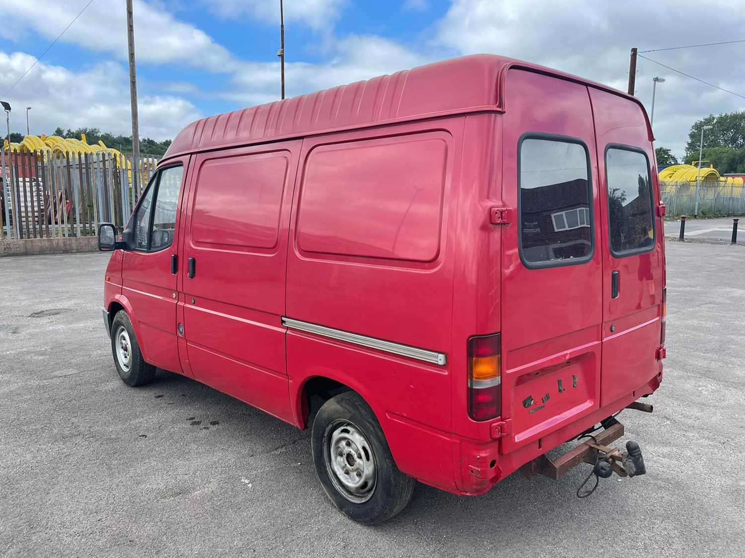 Lot 74 - 1990 Ford Transit 120 Panel Van