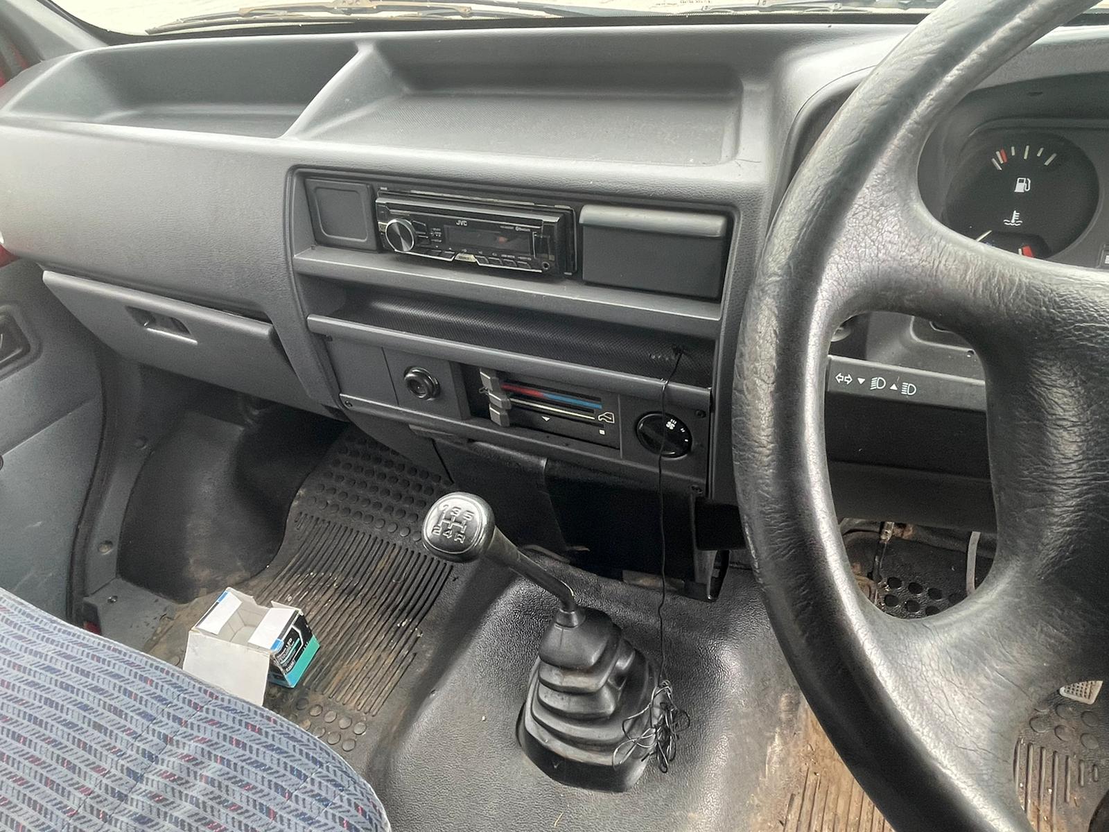 Lot 72 - 1993 Ford Transit 120 Custom Panel Van