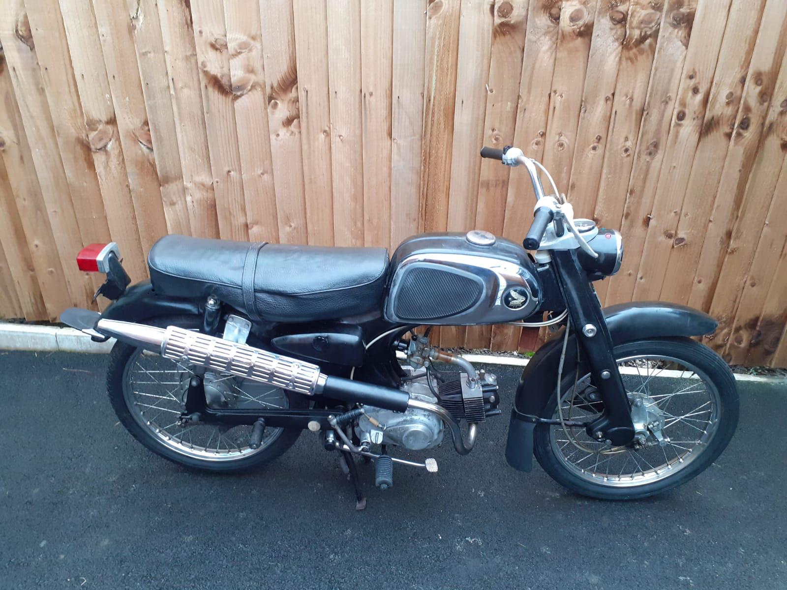 Lot 38 - 1965 Honda C110 Sport