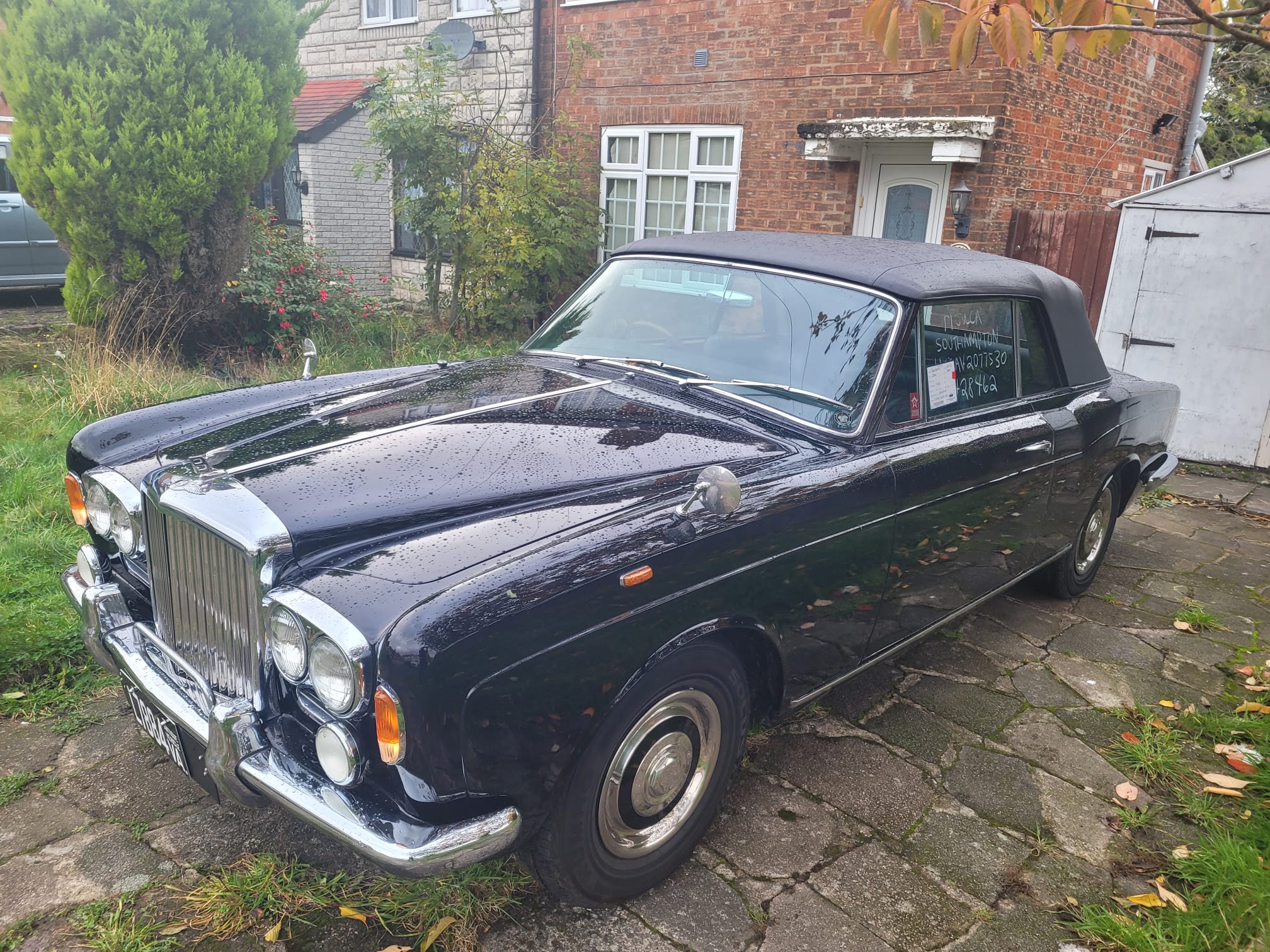 Lot 55 - 1967 Bentley T1 Convertible