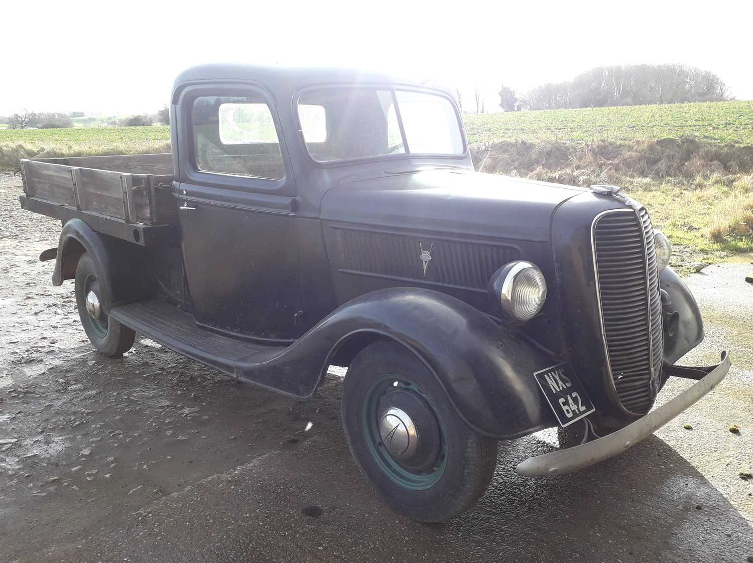 Lot 25 - 1937 Ford Model 77 Pickup Truck
