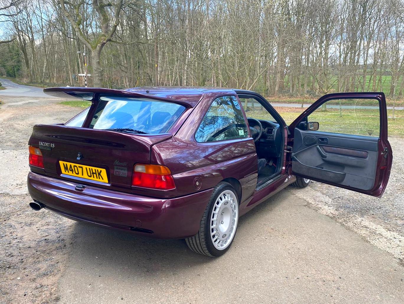 Lot 38 - 1994 Ford Escort RS Cosworth Monte Carlo