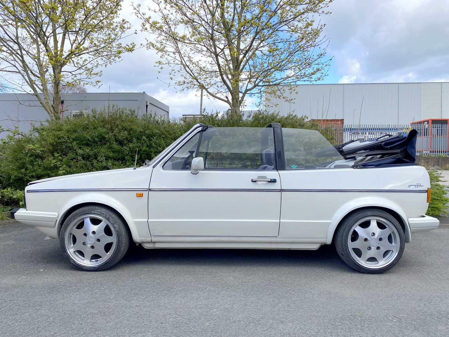 Lot 43 - 1986 Volkswagen Golf GTi Christmas Cabriolet