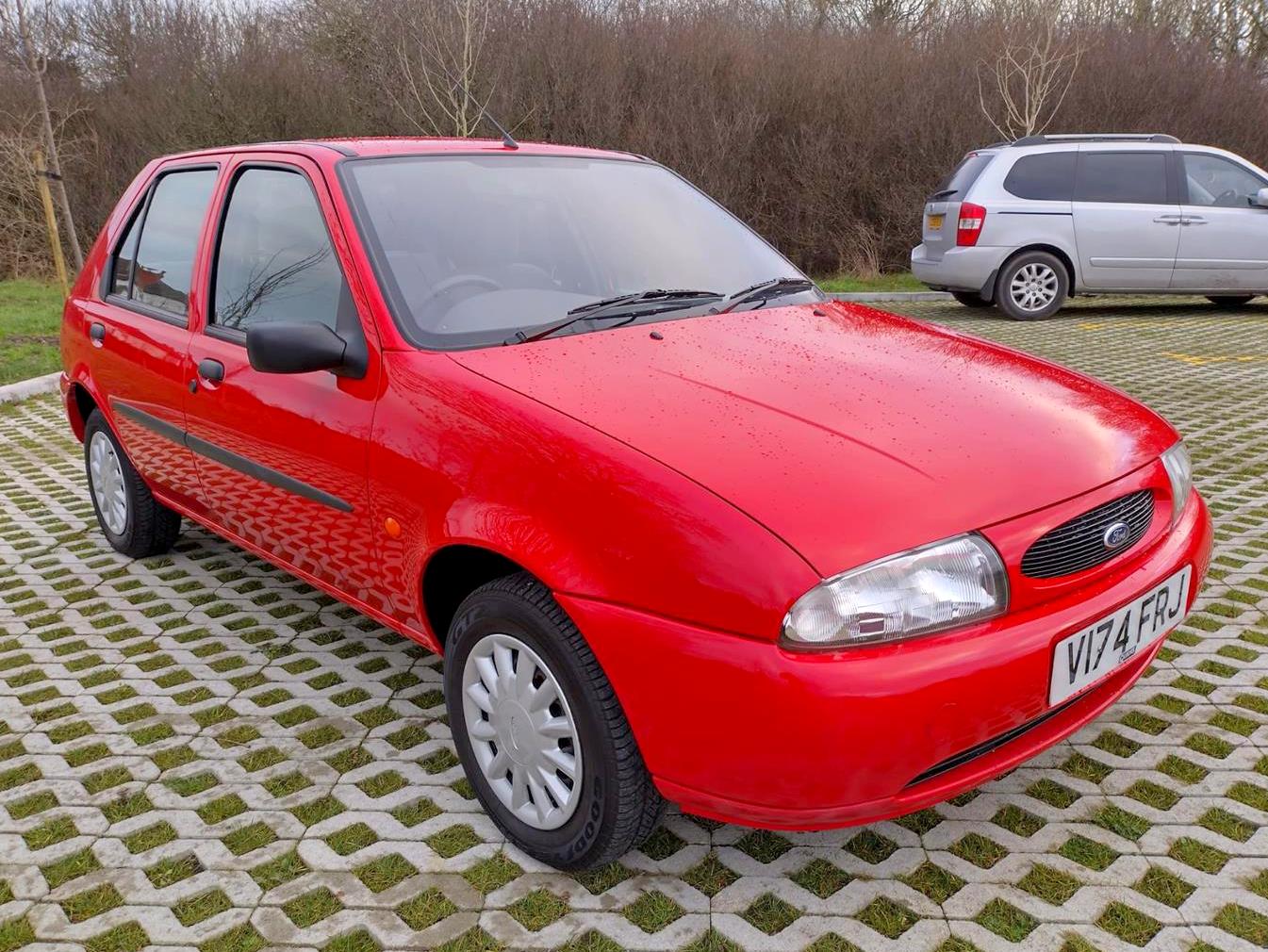 Lot 32 - 1999 Ford Fiesta 1.25 LX