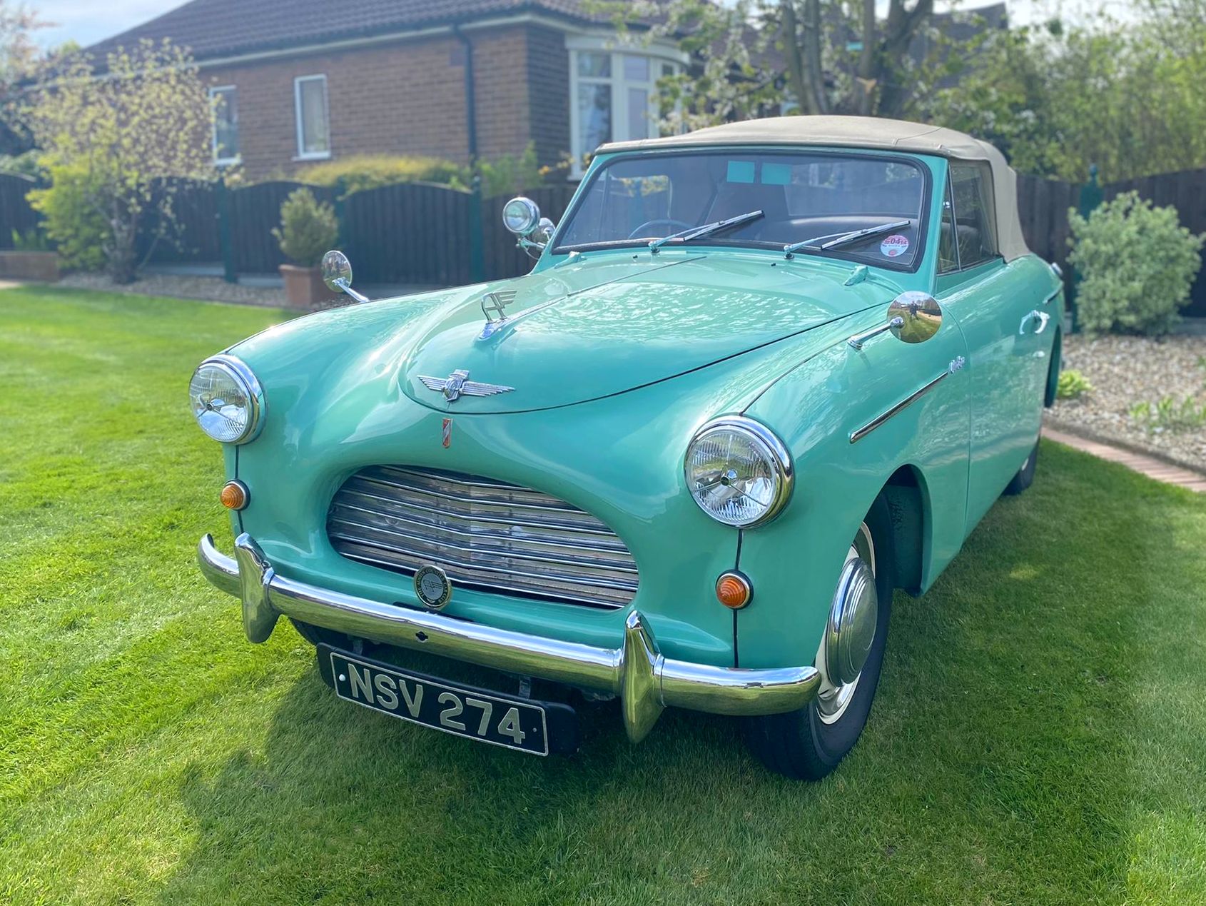 Lot 53 - 1953 Austin A40 Sports