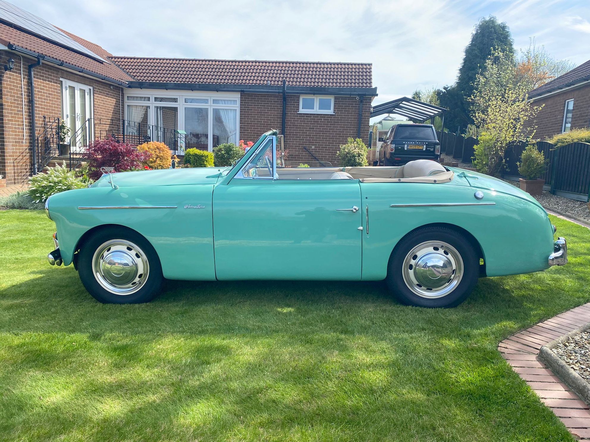 Lot 53 - 1953 Austin A40 Sports