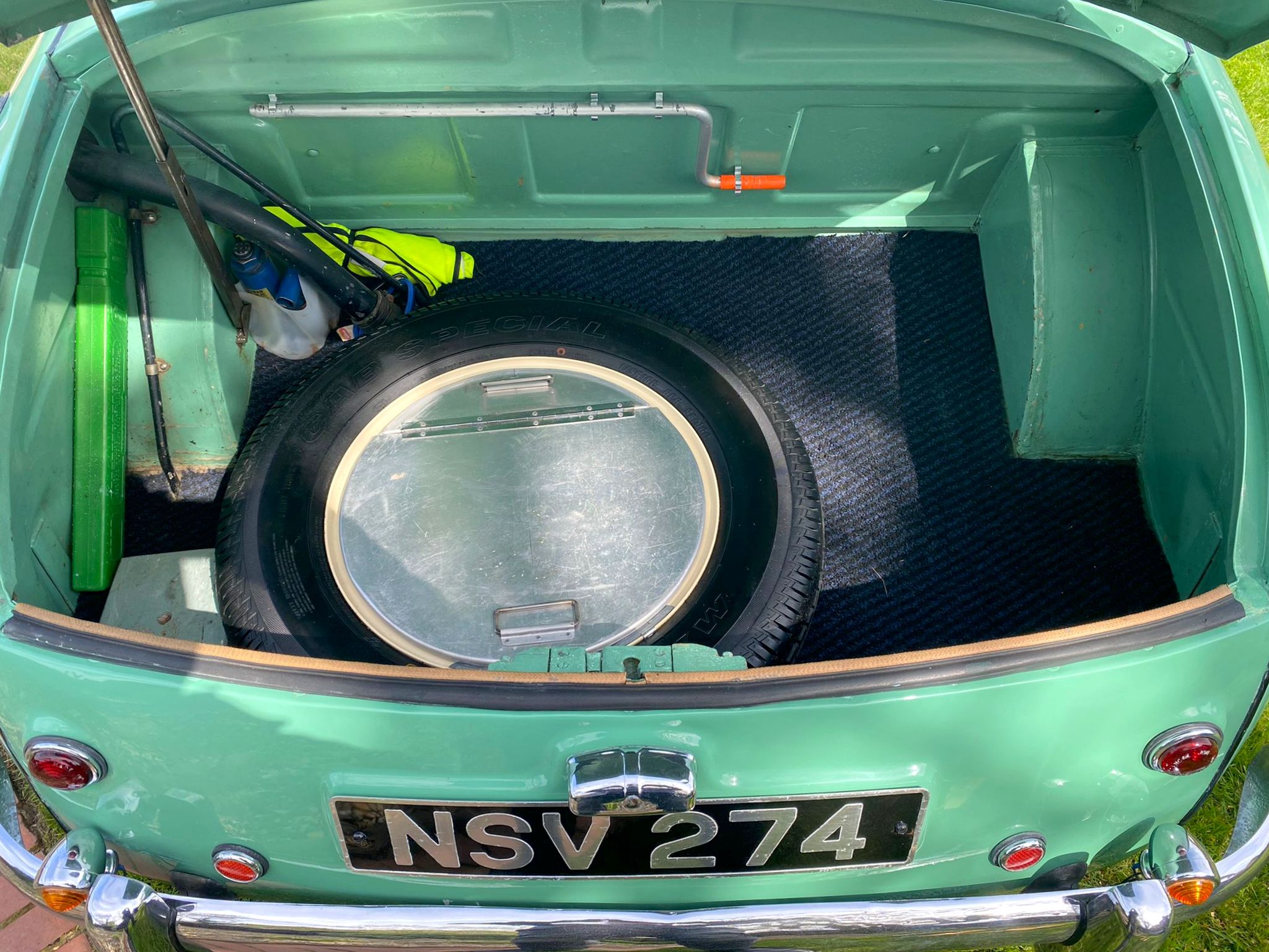 Lot 53 - 1953 Austin A40 Sports