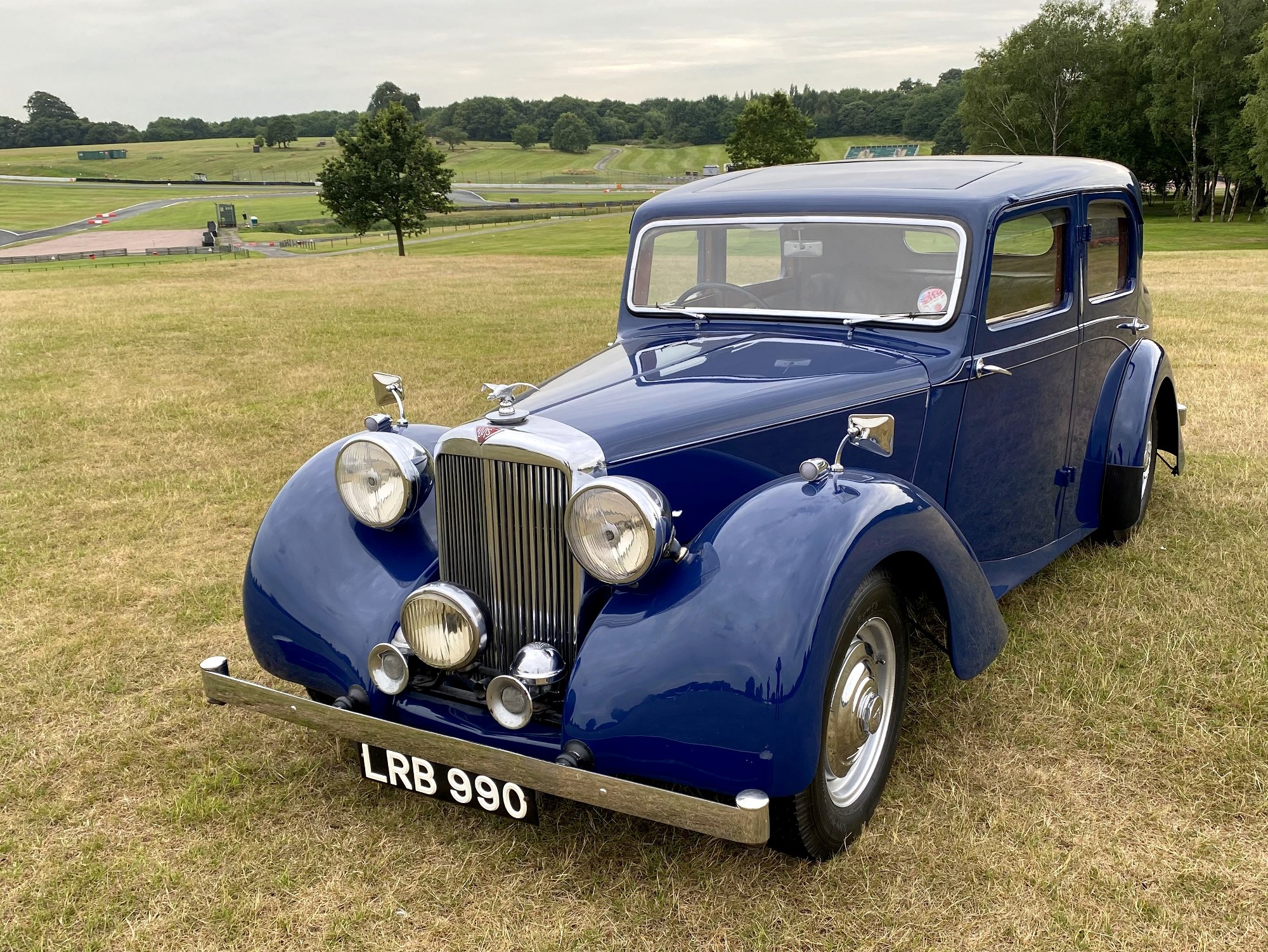 Lot 69 - 1948 Alvis TA 14 Saloon