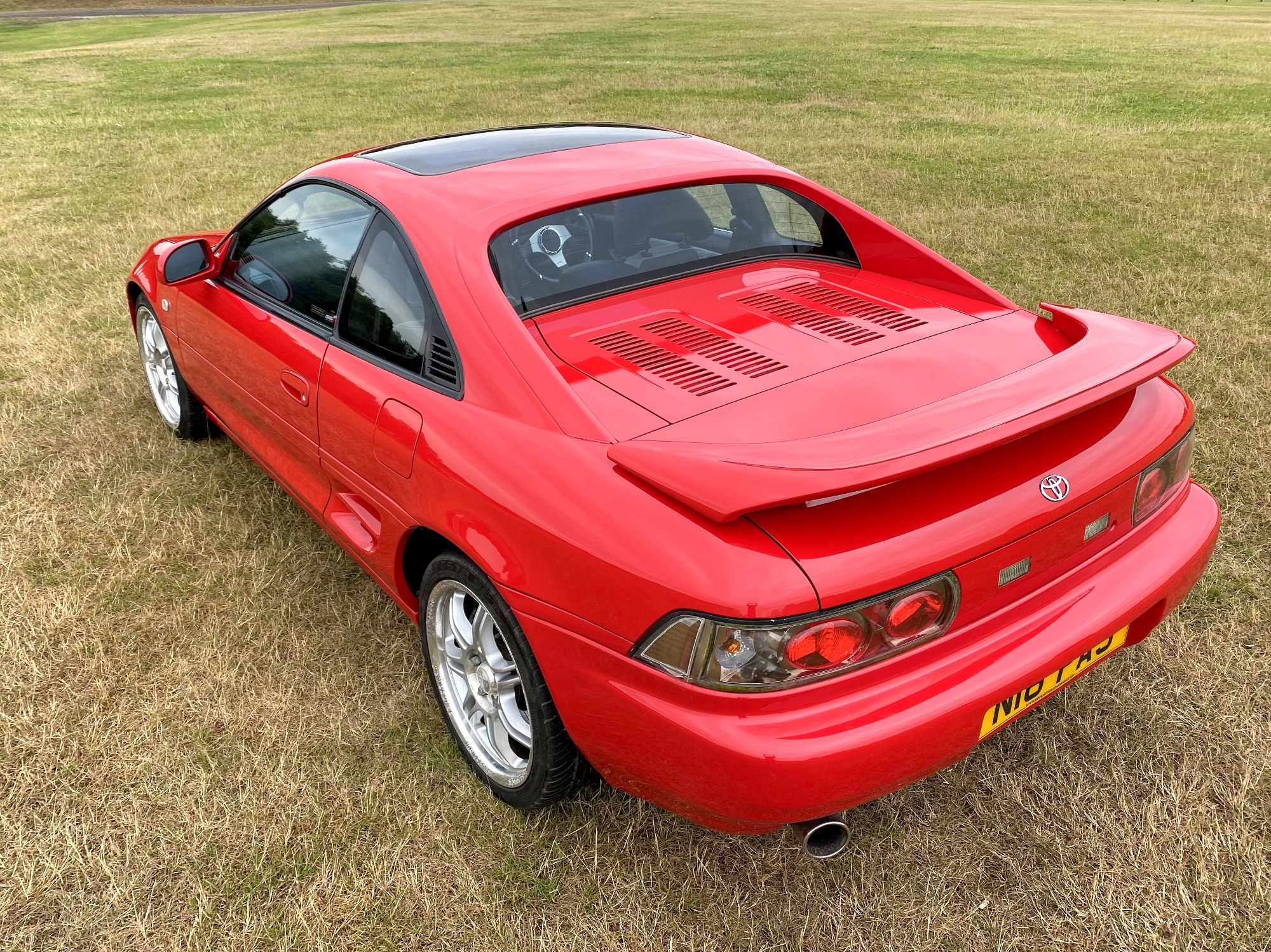 Lot 54 - 1996 Toyota MR2 GT Coupe