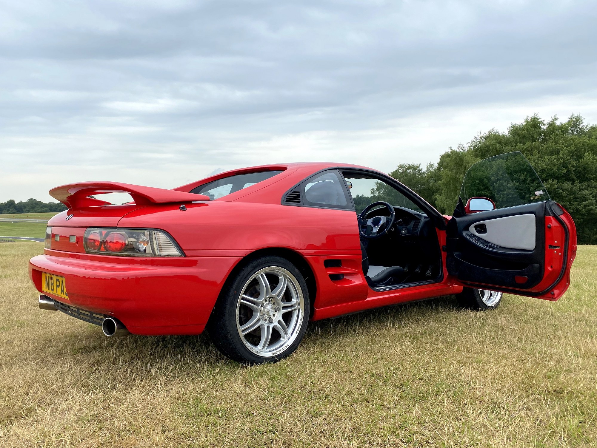 Lot 54 - 1996 Toyota MR2 GT Coupe