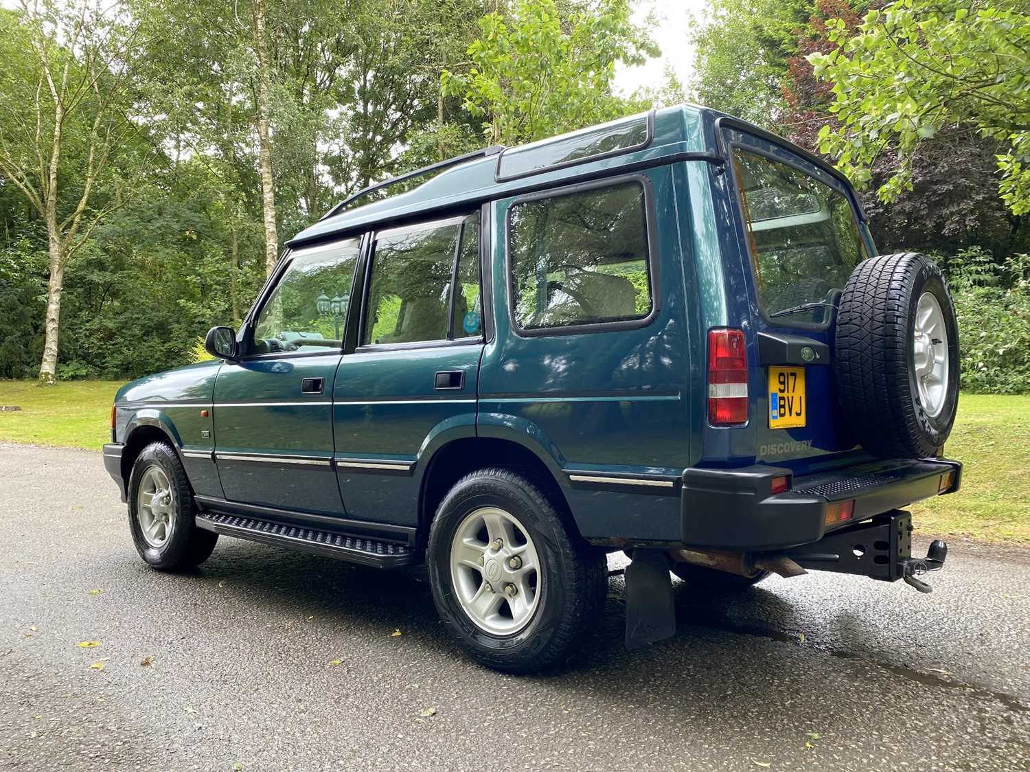 Lot 75 - 1998 Land Rover Discovery 50th Anniversary
