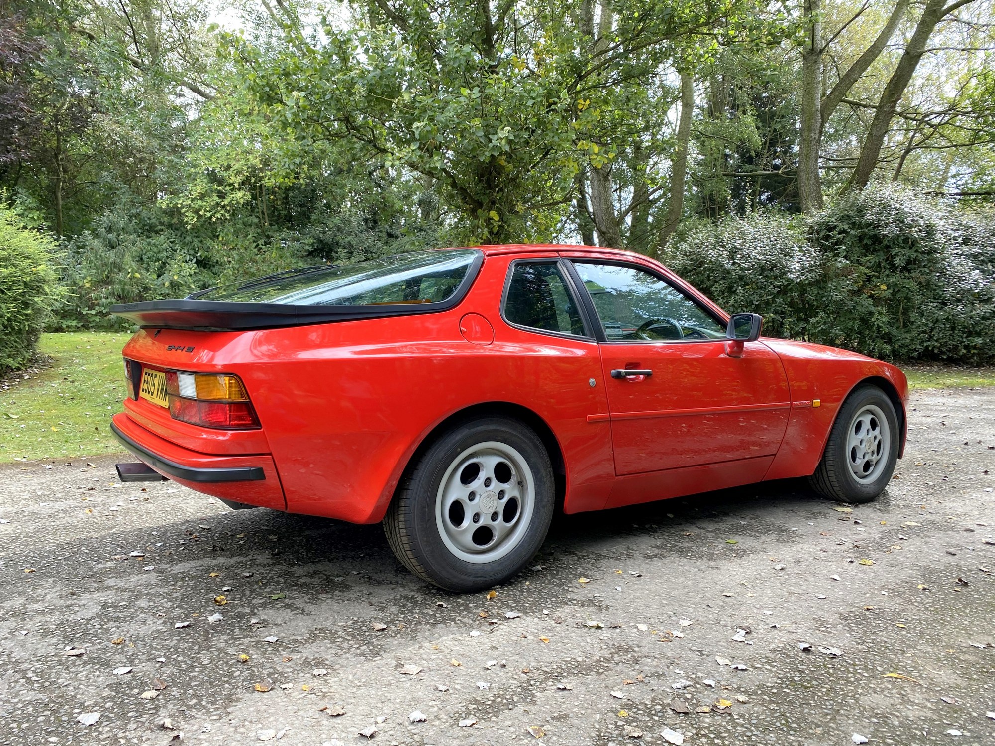 Lot 1 - 1987 Porsche 944 S