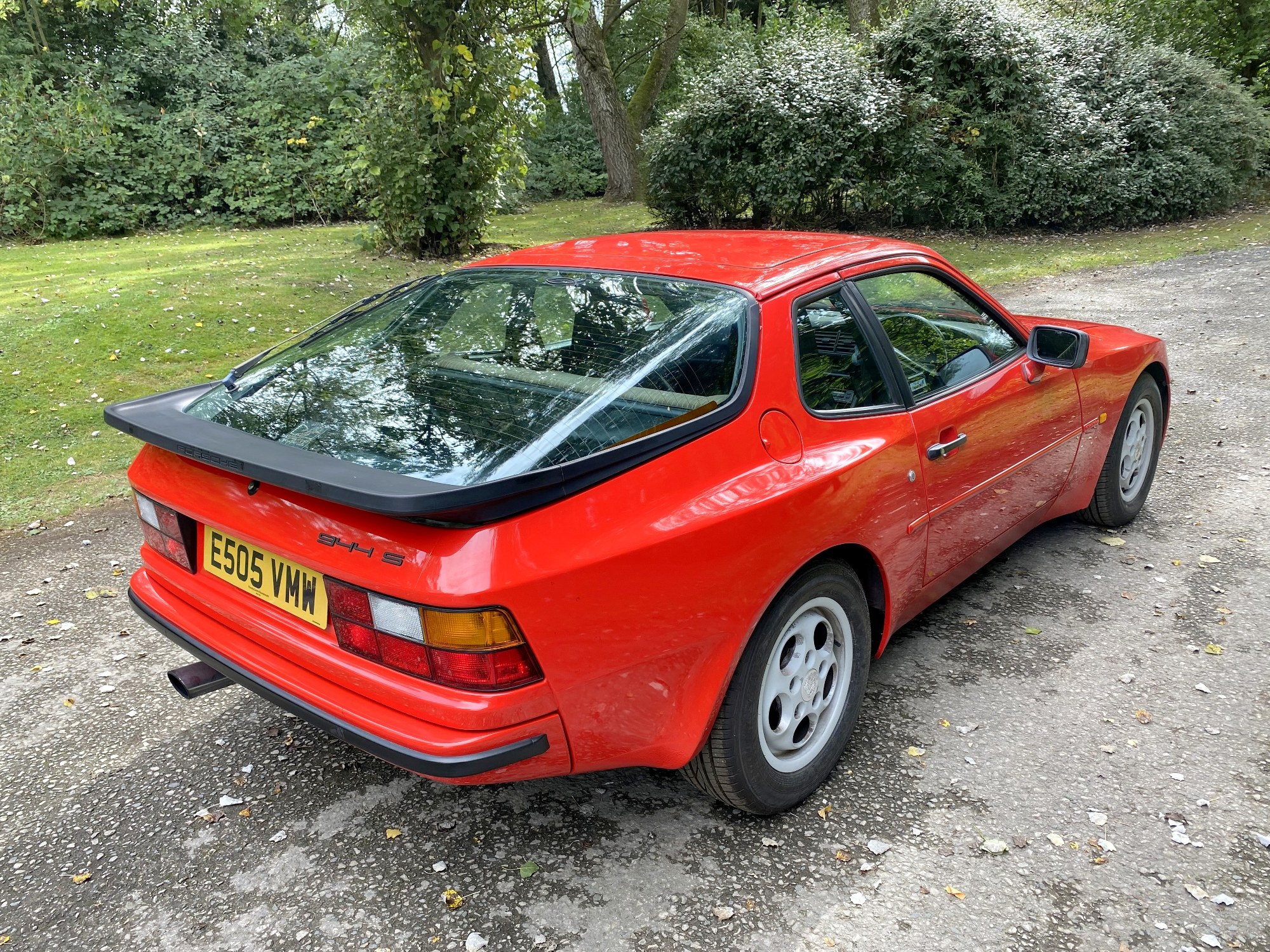 Lot 1 - 1987 Porsche 944 S