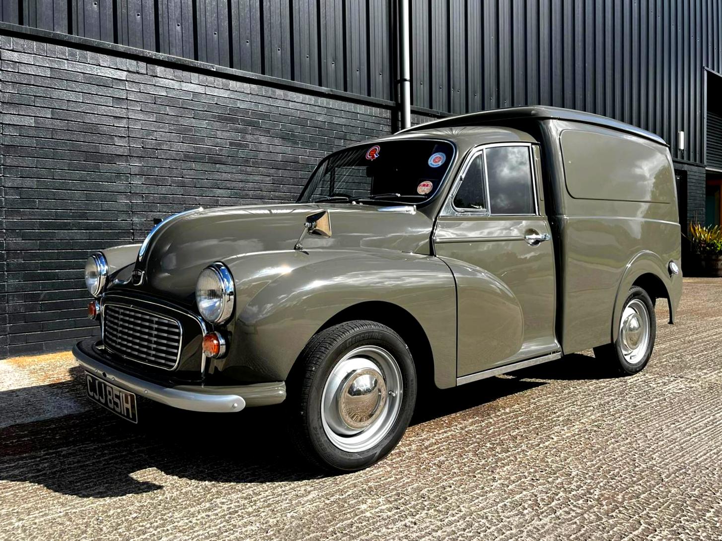 Lot 69 - 1969 Austin 6 CWT Van