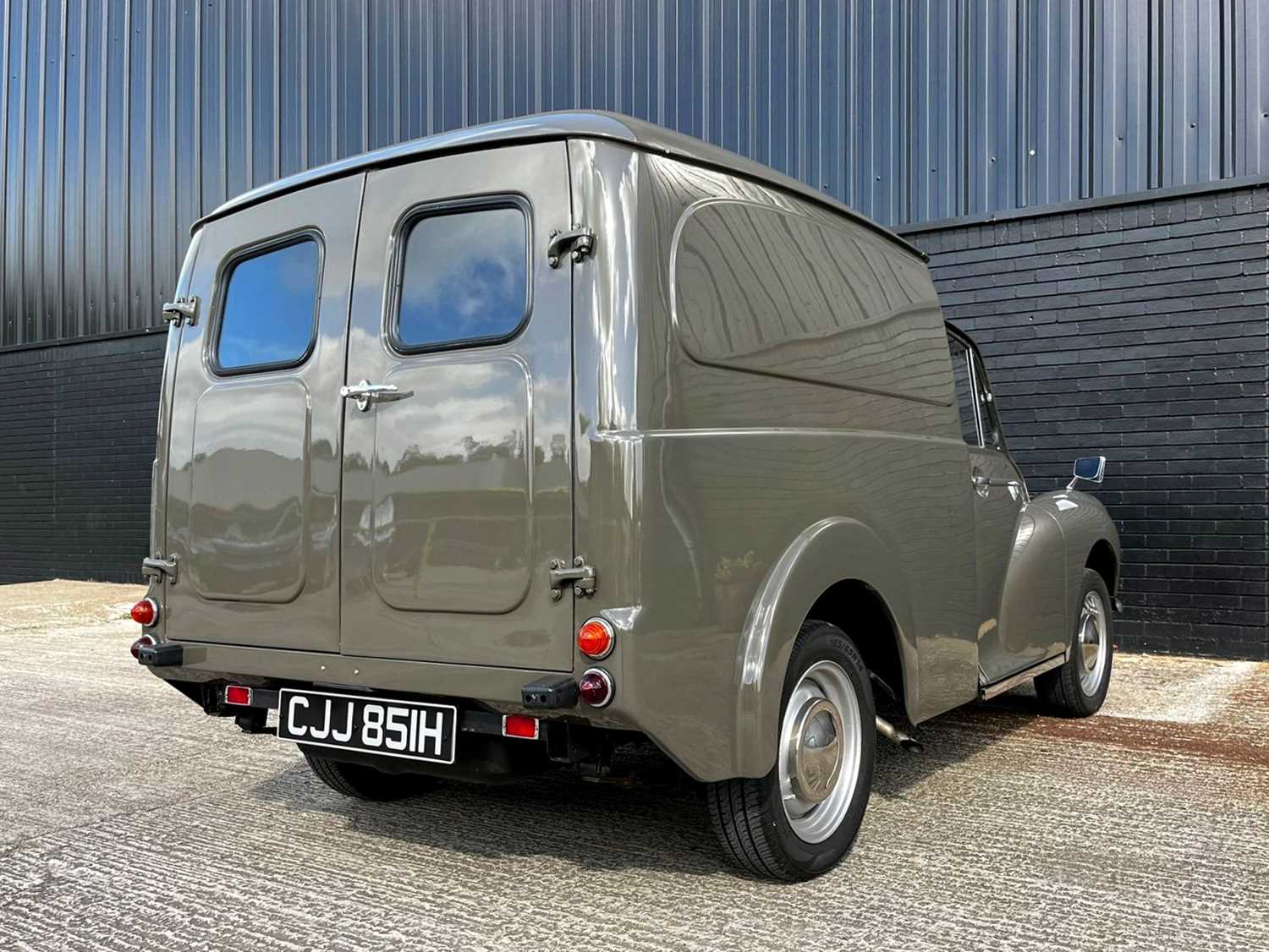 Lot 69 - 1969 Austin 6 CWT Van