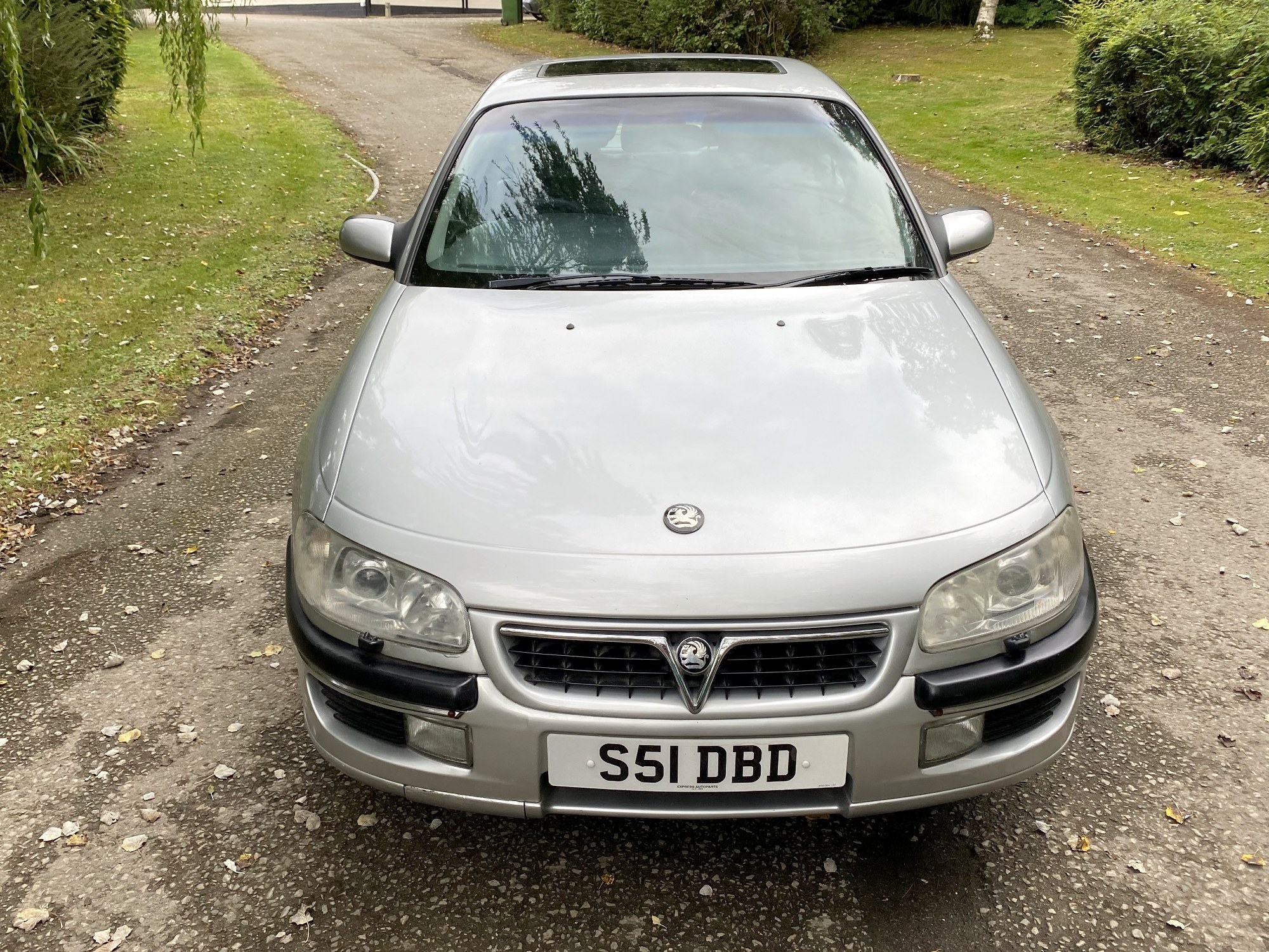 Lot 31 - 1998 Vauxhall Omega Elite