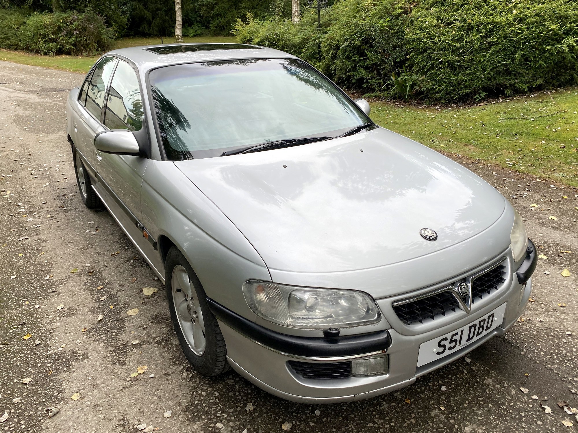Lot 31 - 1998 Vauxhall Omega Elite