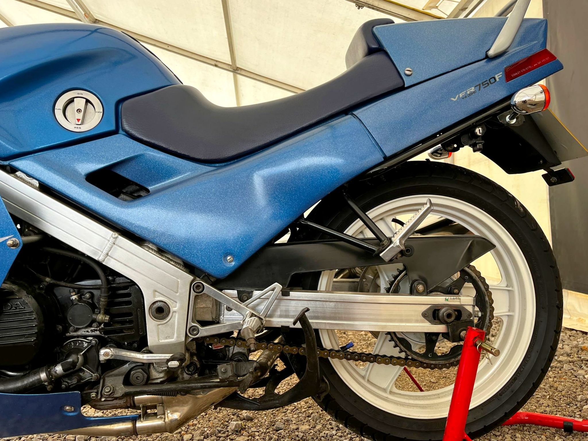 Lot 77 - 1986 Honda VFR 750 RC24