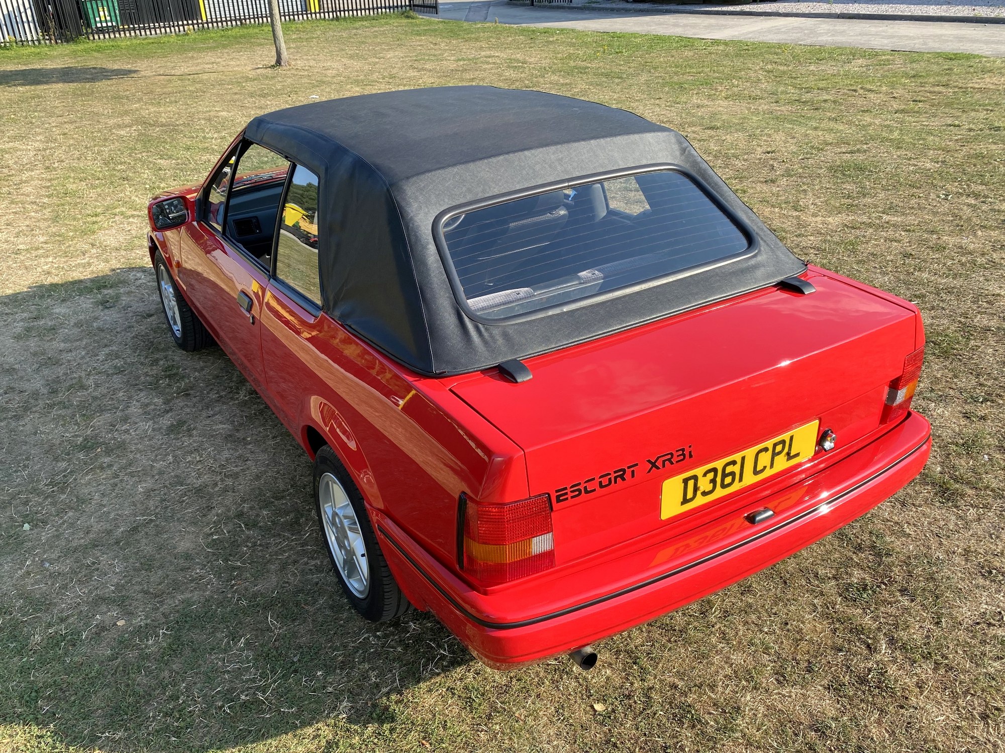 Lot 55 - 1987 Ford Escort XR3i Cabriolet