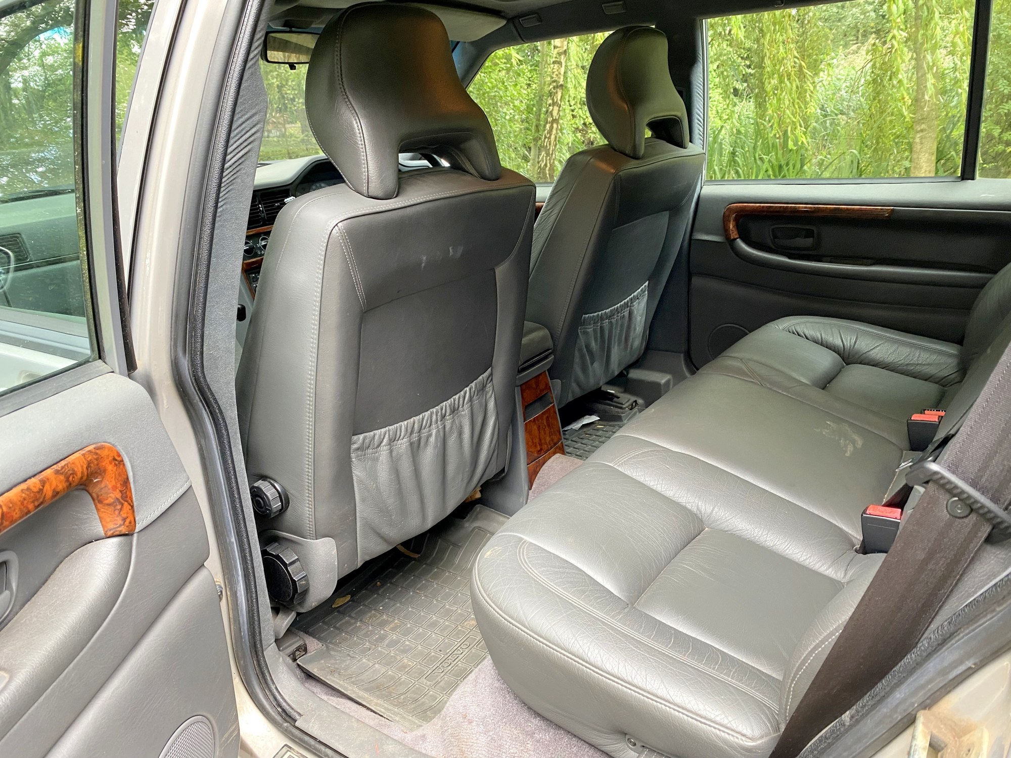 Lot 8 - 1997 Volvo 960 Estate